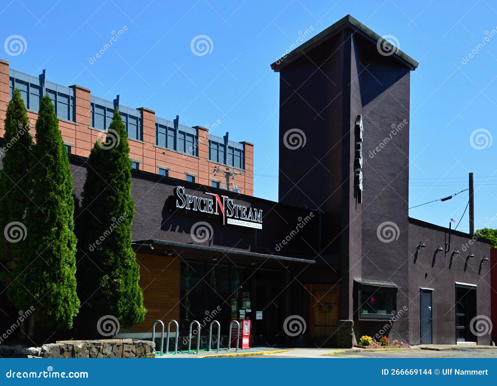 Modern Building in Downtown Eugene, Oregon Editorial Stock Image ...