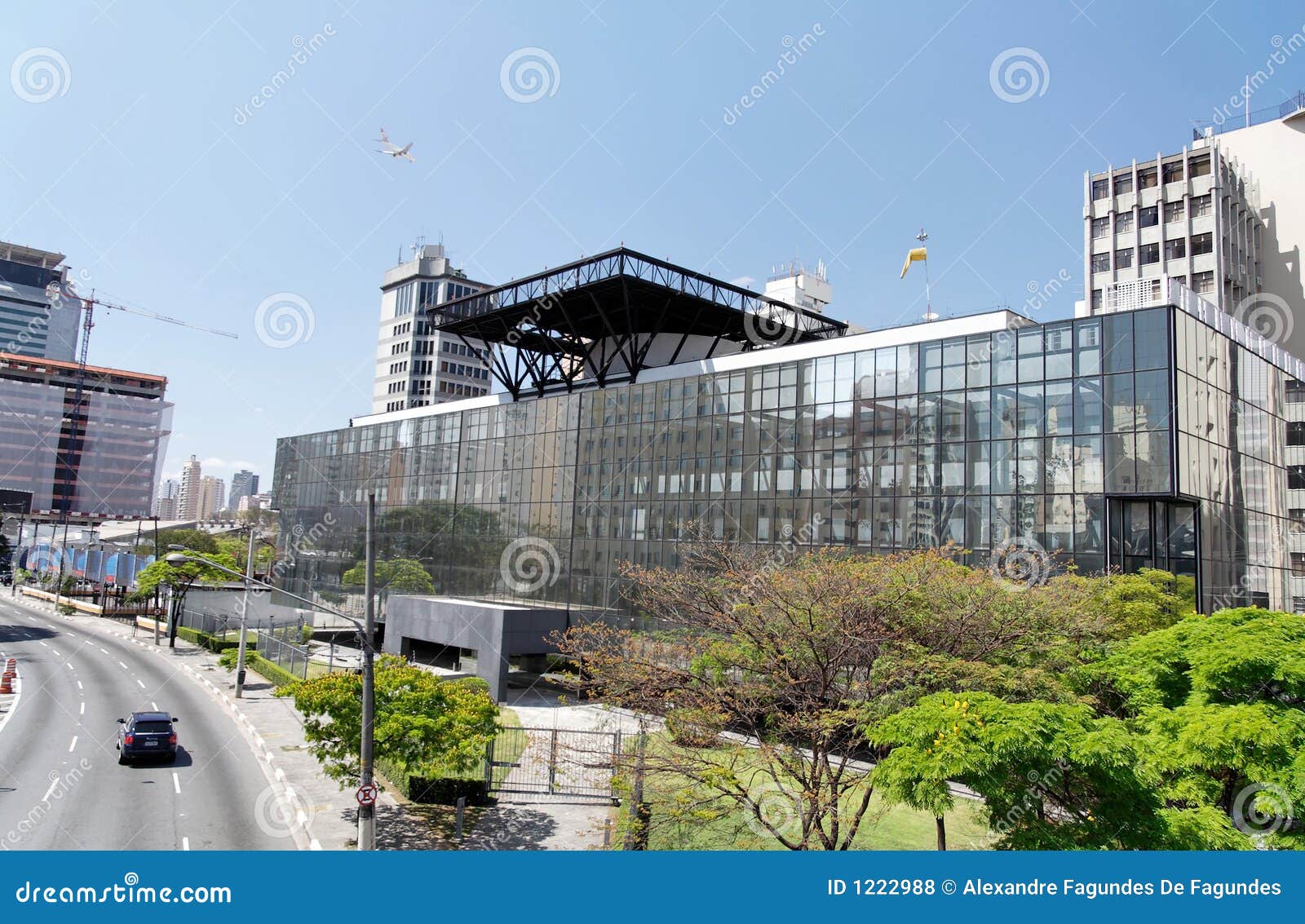 Modern Building with Heliport Stock Photo - Image of glass, avenue: 1222988