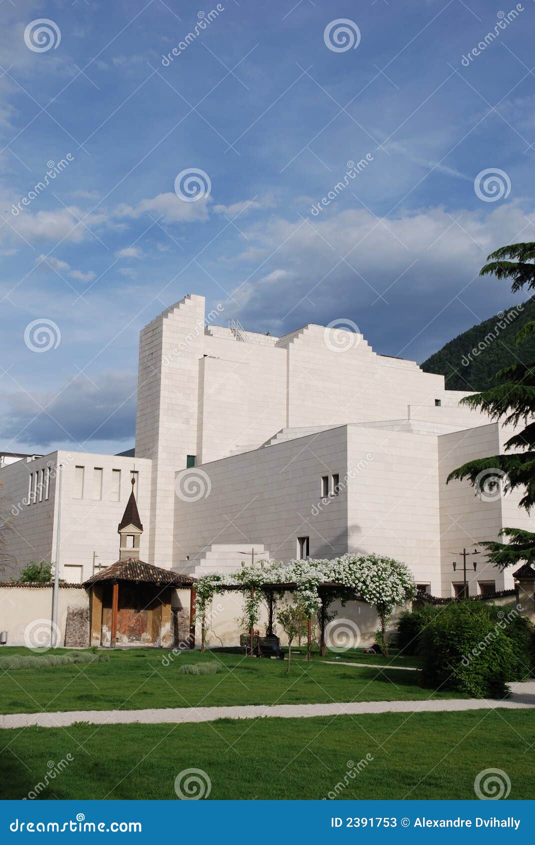 Modern Building, Italy stock image. Image of pathway, grass - 2391753