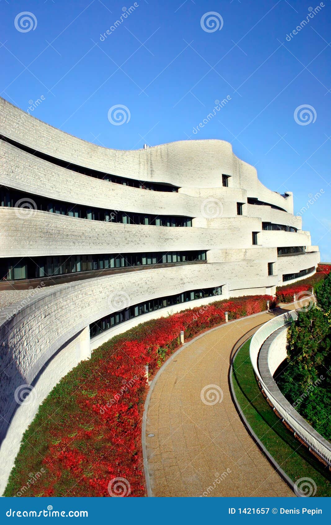 Modern Building and Landscaping Stock Image - Image of base, front: 1421657