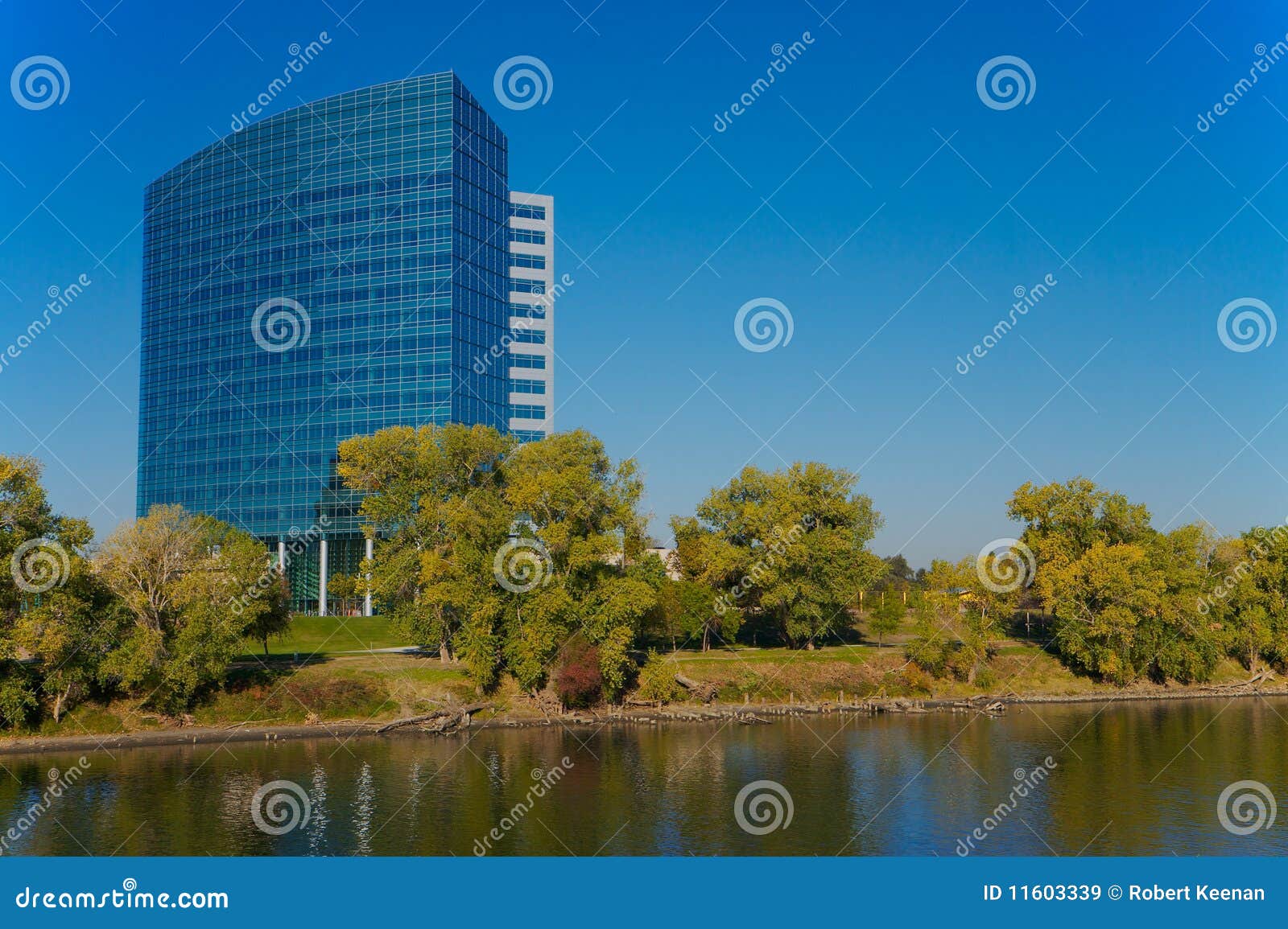Modern building on river stock image. Image of beauty - 11603339