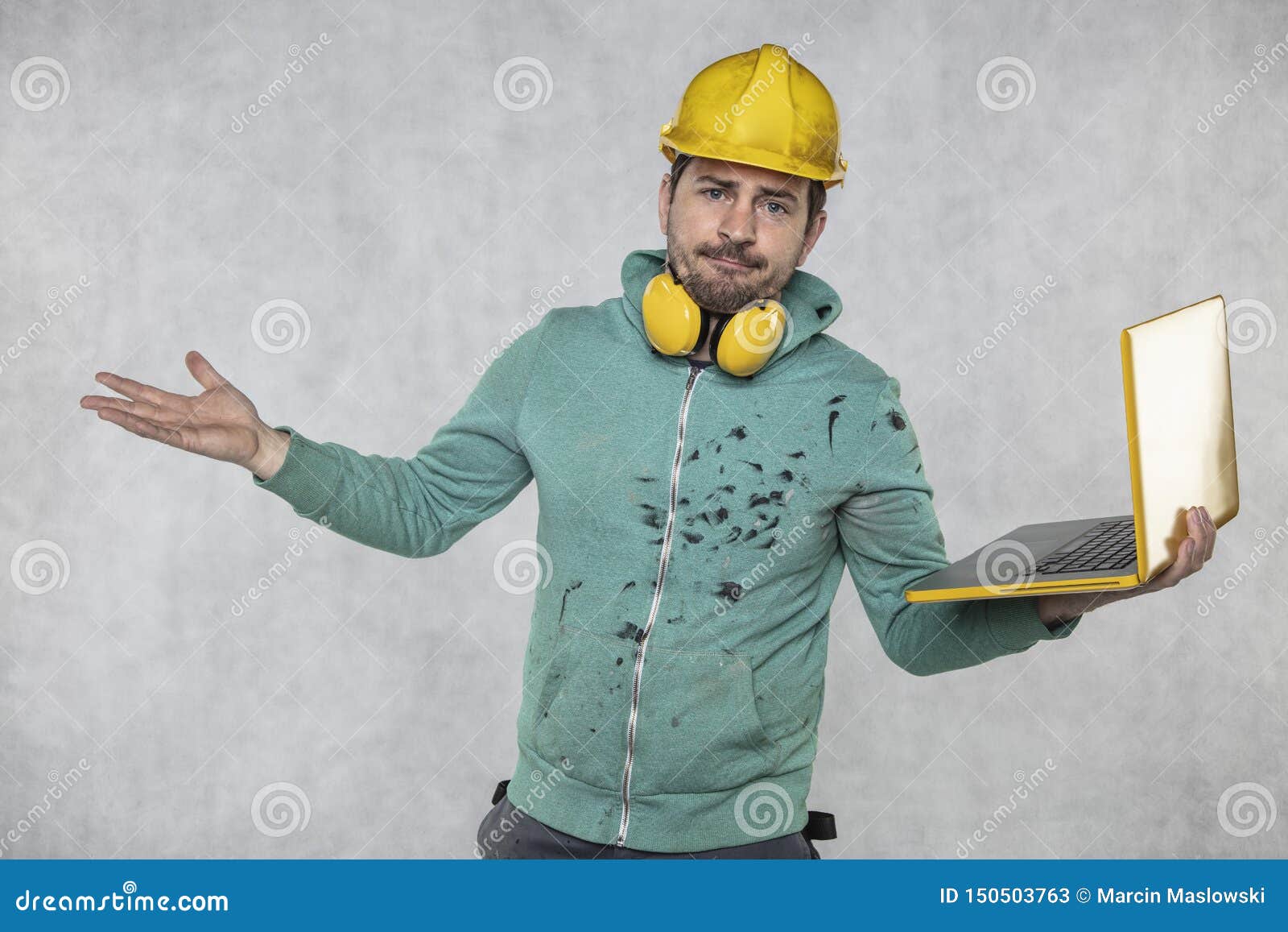 Modern Building Supervisor Keeps the Computer in His Hands, Technology ...