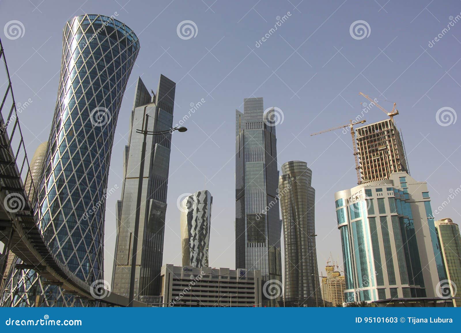 Modern buildings in Doha editorial stock photo. Image of dark - 95101603