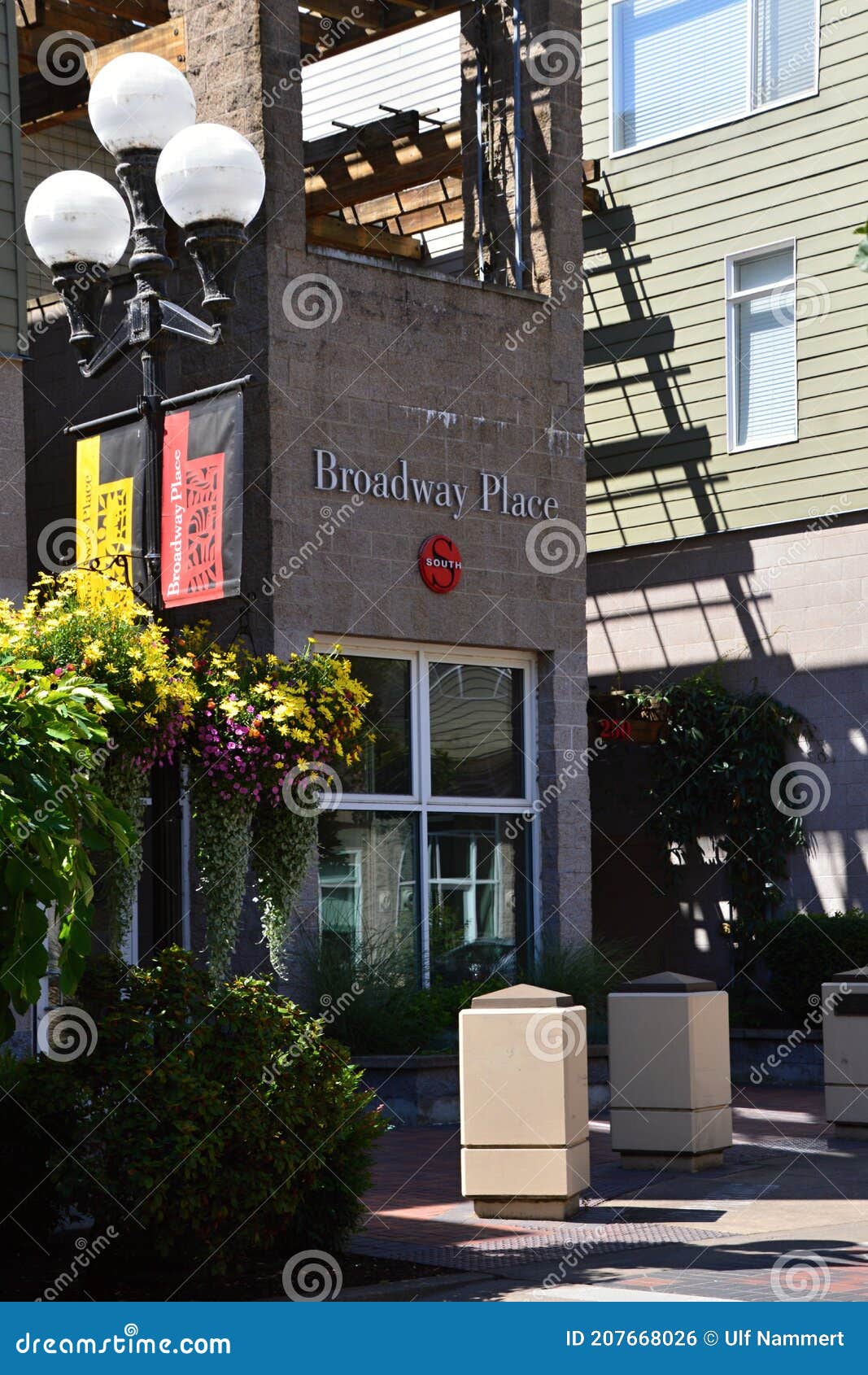 Modern Buildings in Downtown Eugene in Summer, Oregon Editorial Photo ...