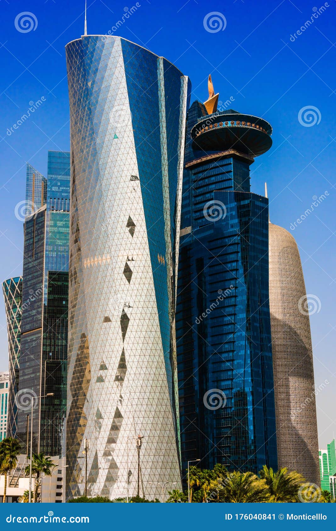Modern Business Architecture of Downtown Doha, Qatar Editorial Photo ...