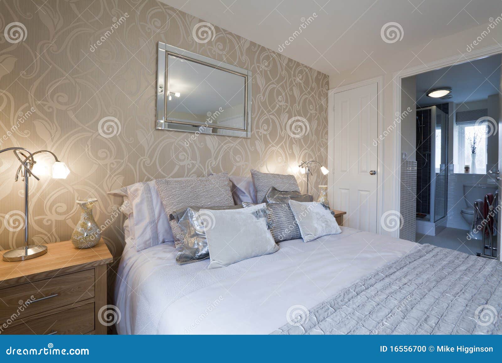 Modern chic bedroom stock photo. Image of vase, fashionable - 16556700