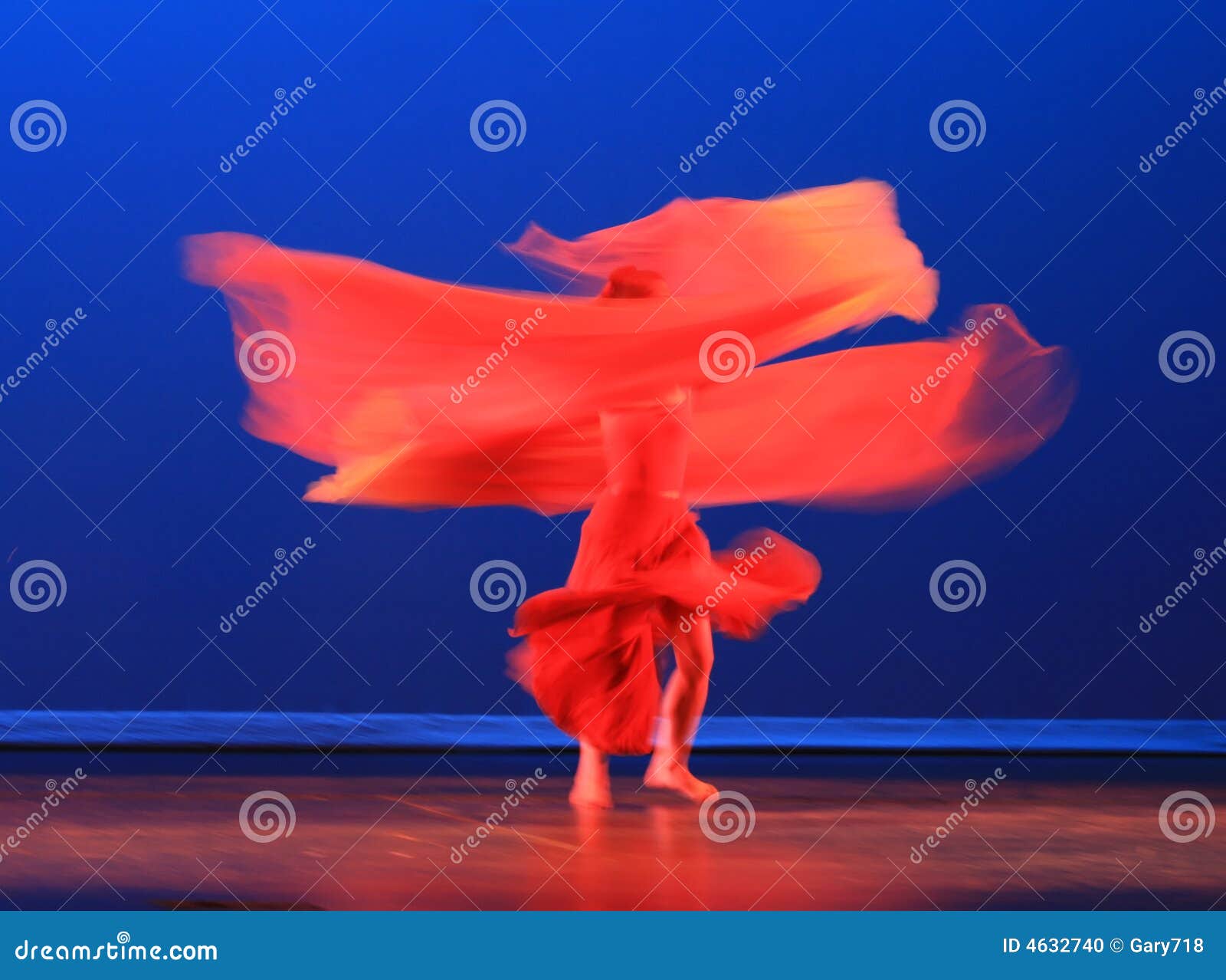 The Modern Chinese Dance stock photo. Image of performance - 4632740