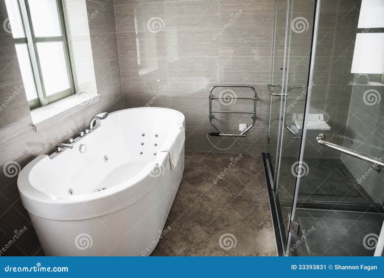 Clean Bathroom Modern Bath , Bathroom White Hygiene Clean Modern Style ...