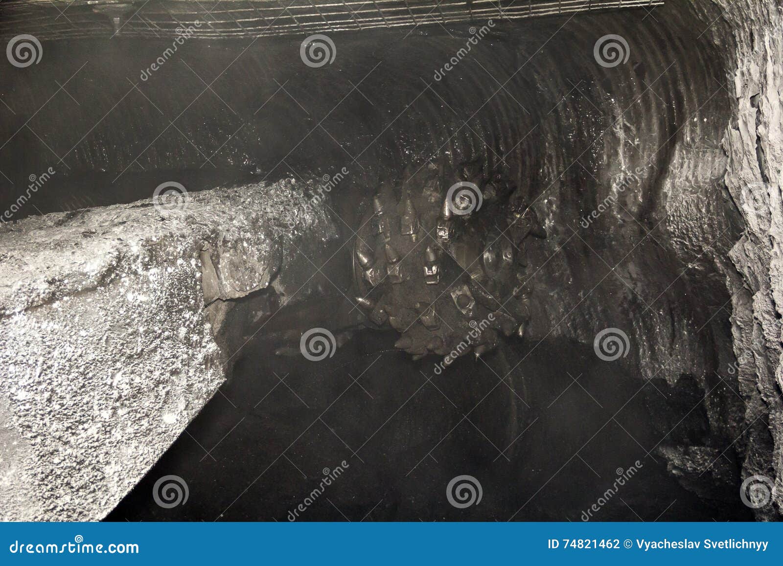 Modern Coal Mine Underground Stock Photo - Image of historical, geology ...