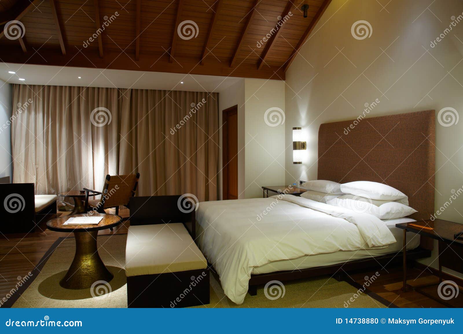 Modern Comfortable Hotel Room Stock Photo - Image of interior, design ...