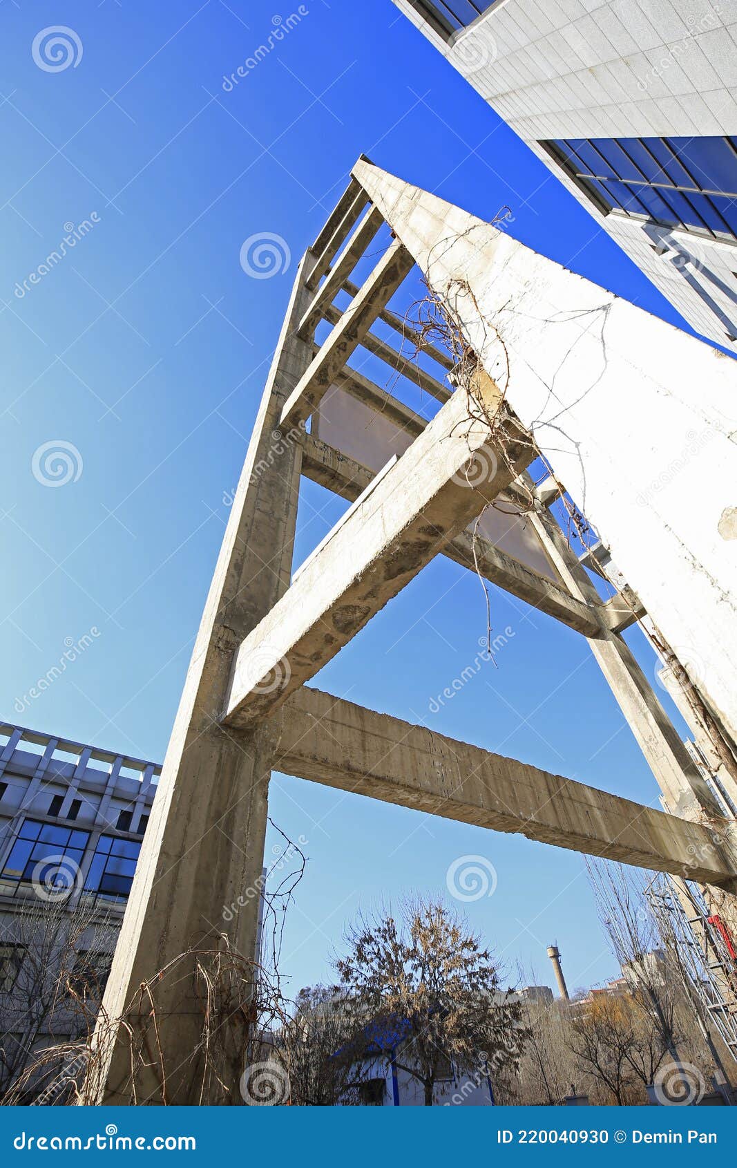 Modern Concrete Structure Building Stock Photo - Image of engineering ...