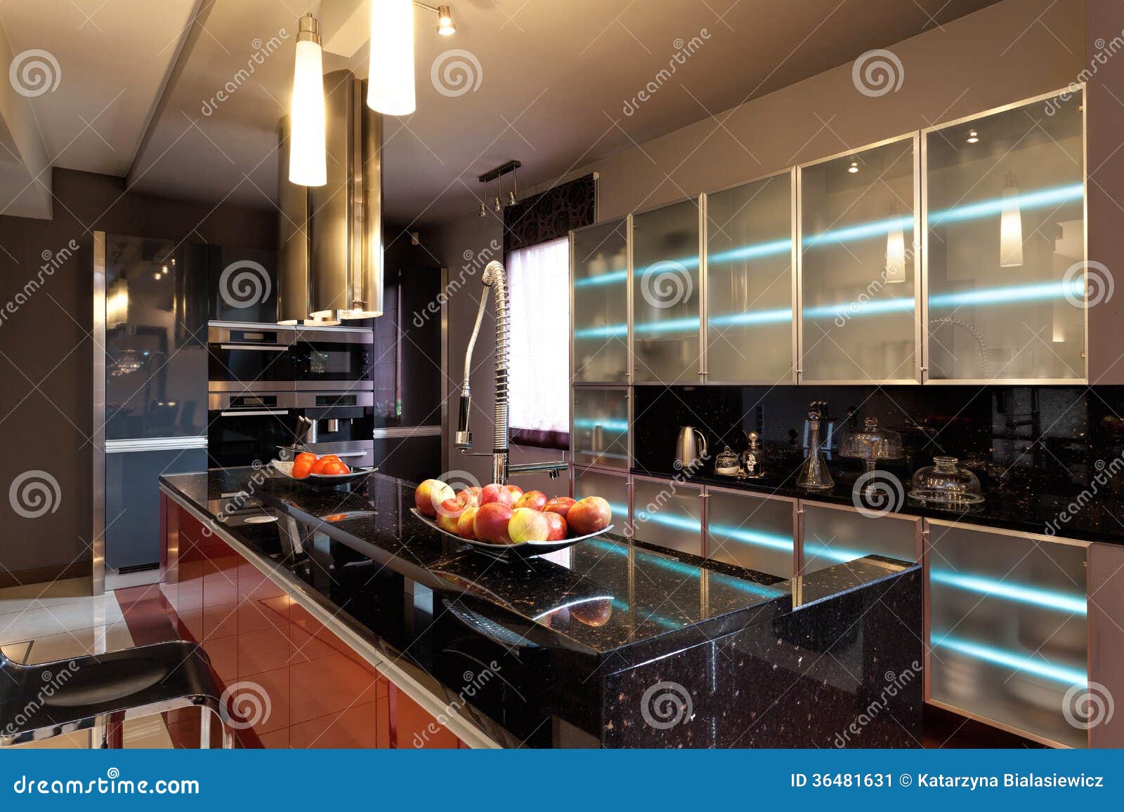 Modern cooking island stock image. Image of apartment - 36481631