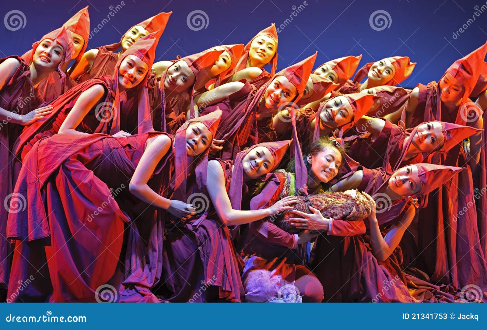 Modern Dance Drama editorial stock photo. Image of acrobat - 21341753