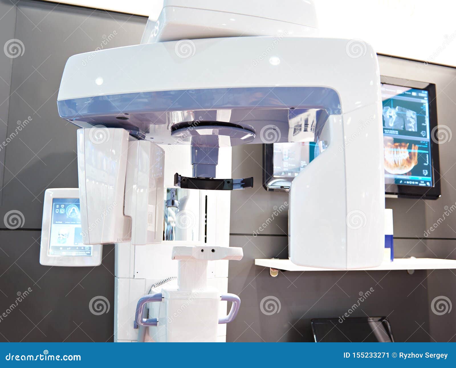 Dental Digital Tomography X-ray Teeth Creating A Panoramic Picture Of ...