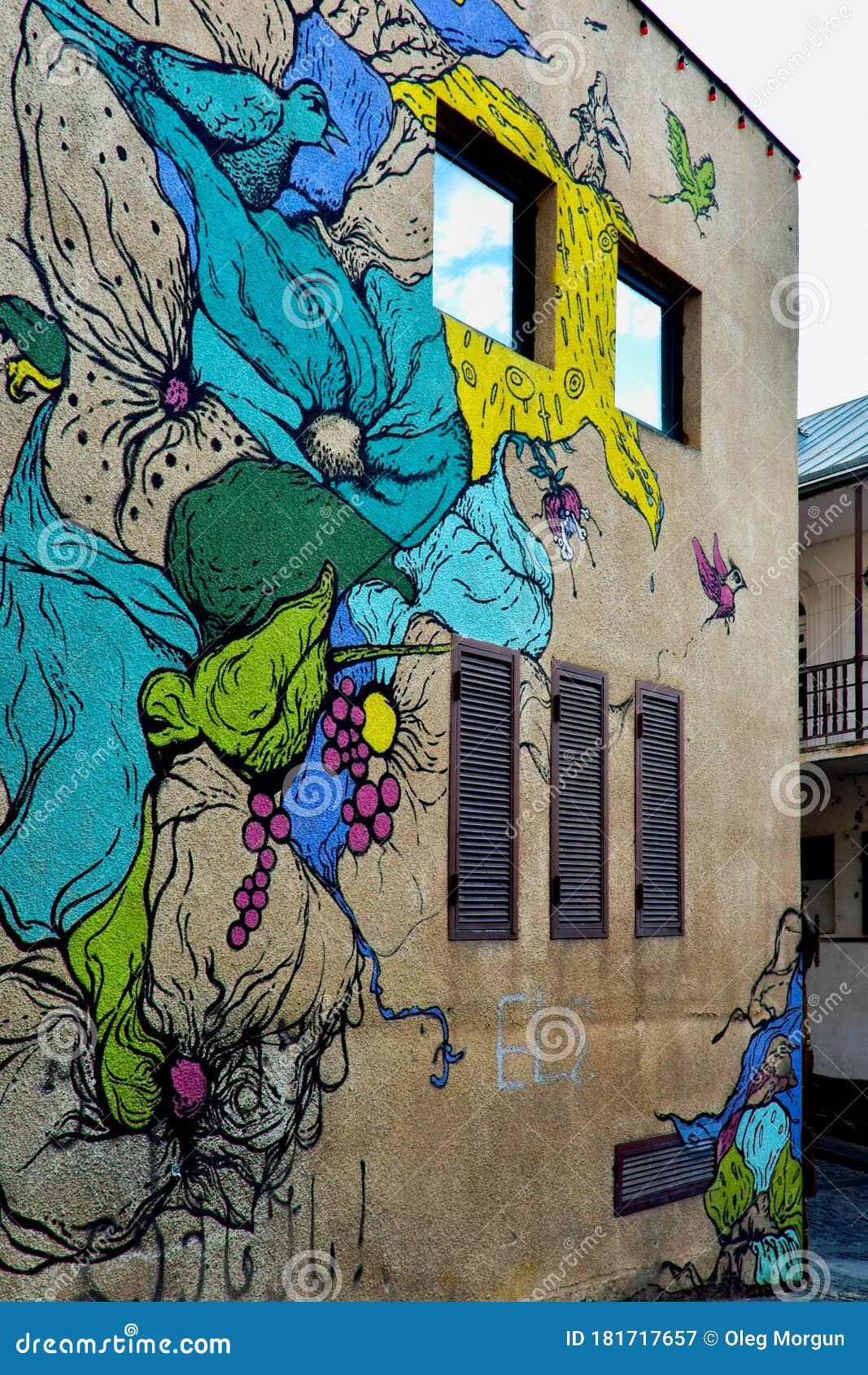 Graffiti House Editorial Photo | CartoonDealer.com #22807921