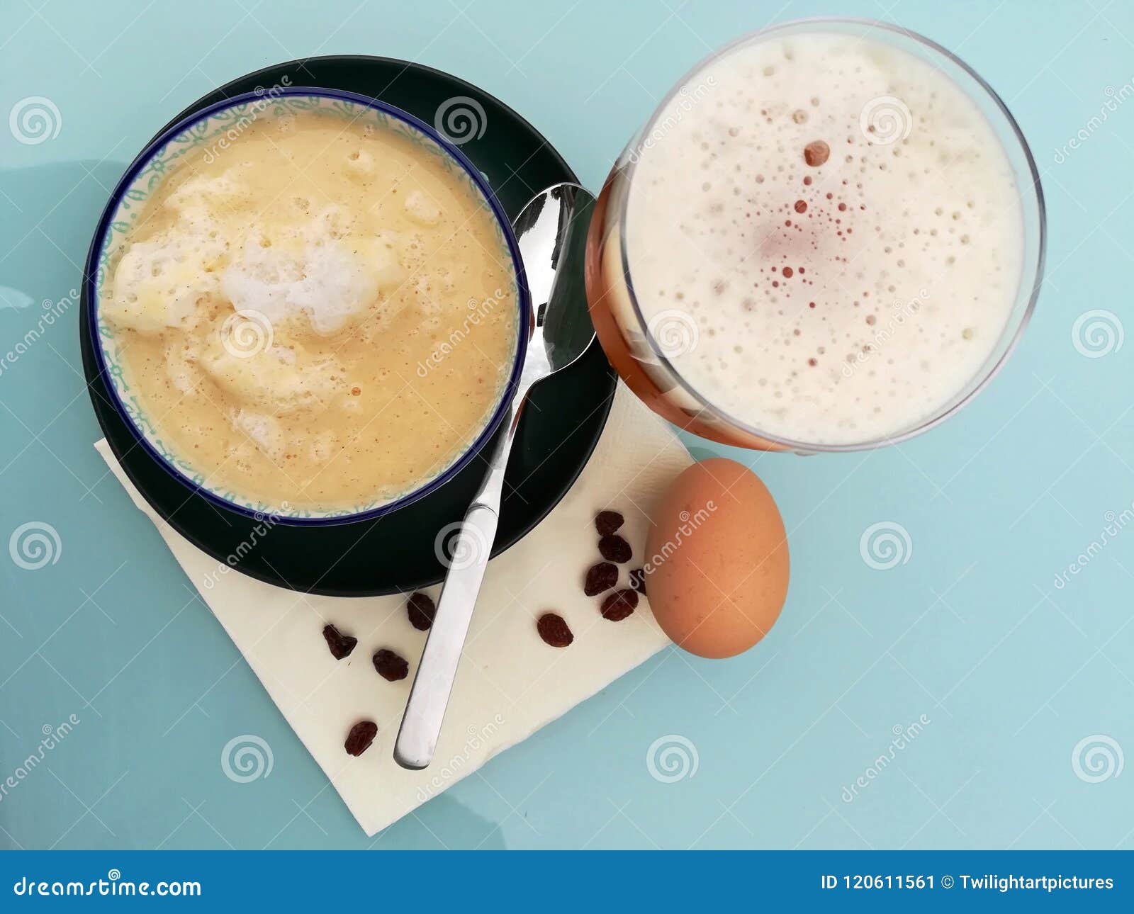Refreshing Alcoholic Beer Soup with Pudding Stock Image - Image of foam ...