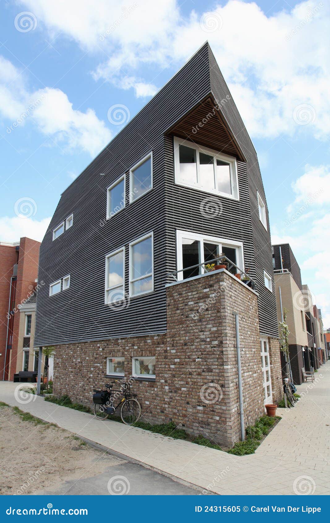 Modern Dutch Home in Leiden Stock Image - Image of city, building: 24315605