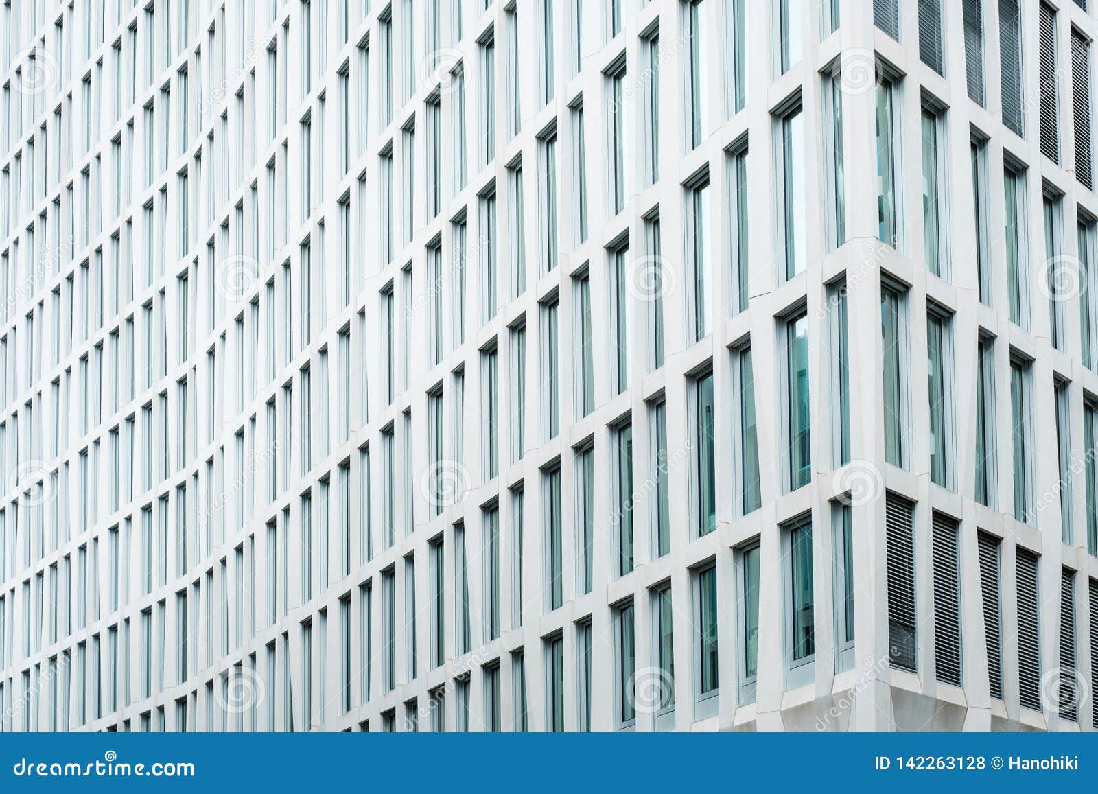 Modern Facade of Corprate Building in Downtown Business District Stock ...