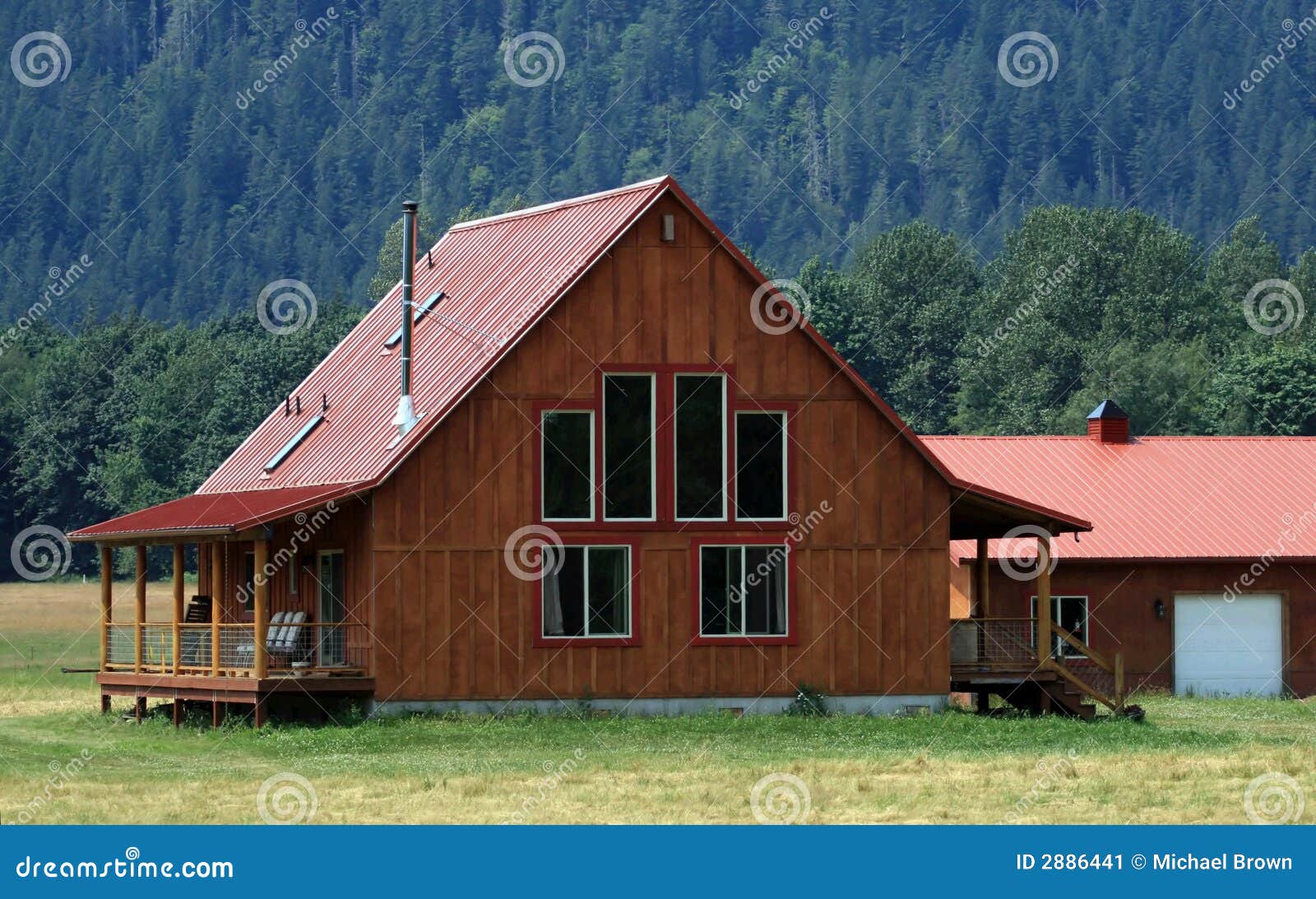 Modern Farm House stock image. Image of home, rural, summer - 2886441