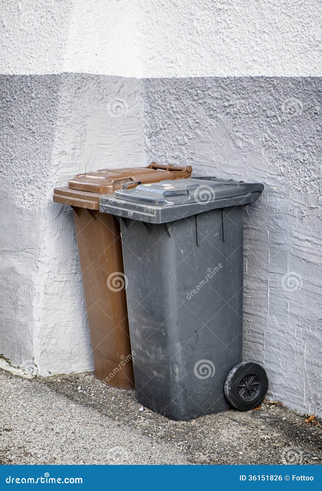 Modern garbage bin stock photo. Image of sunlight, objects - 36151826