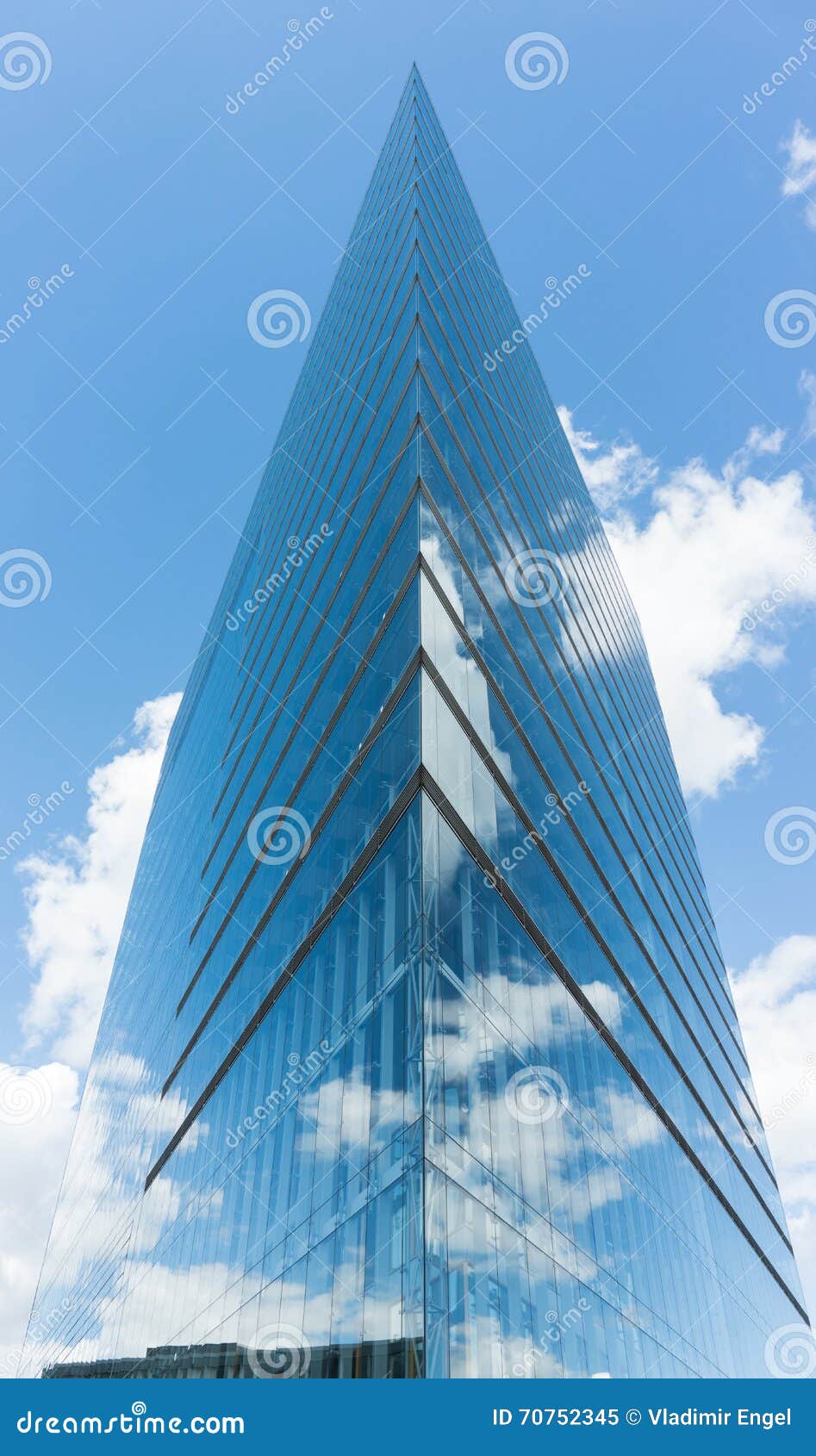 Modern Glass Building Skyscraper in Duesseldorf Blue Sky Editorial ...