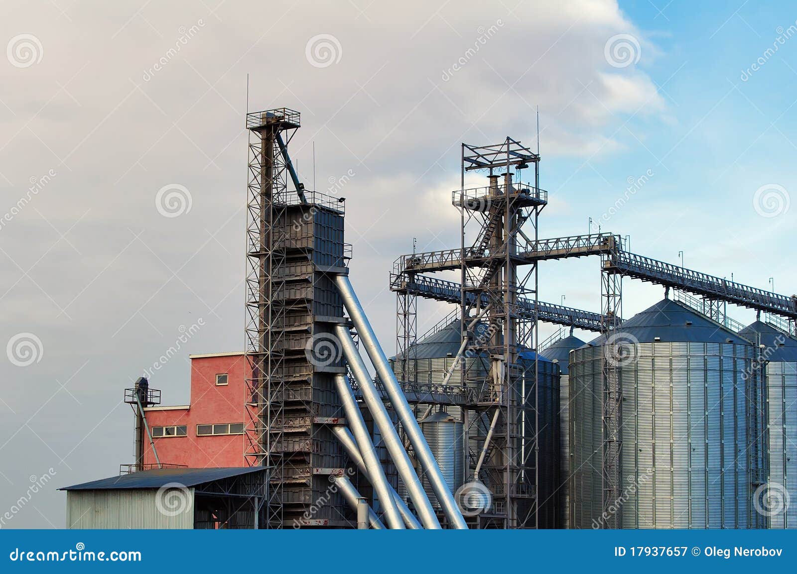 Modern granary stock image. Image of grain, building - 17937657