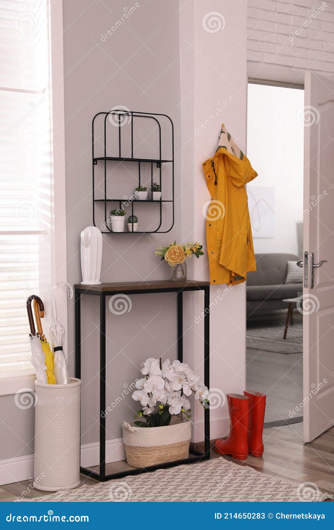 Modern Hallway with Consol Table. Interior Design Stock Image - Image ...