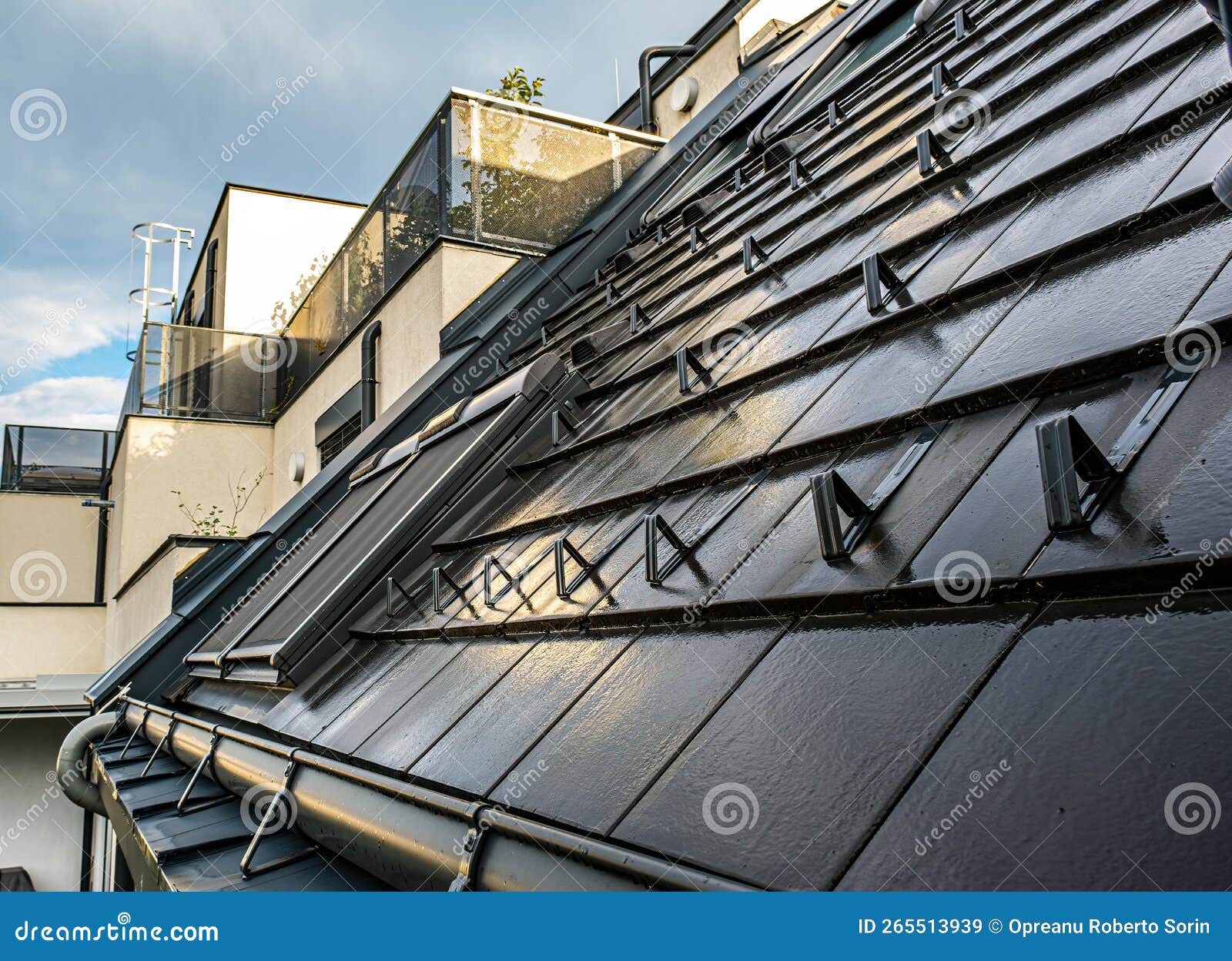 Modern House Attic Roof in the Morning Stock Image - Image of layout ...