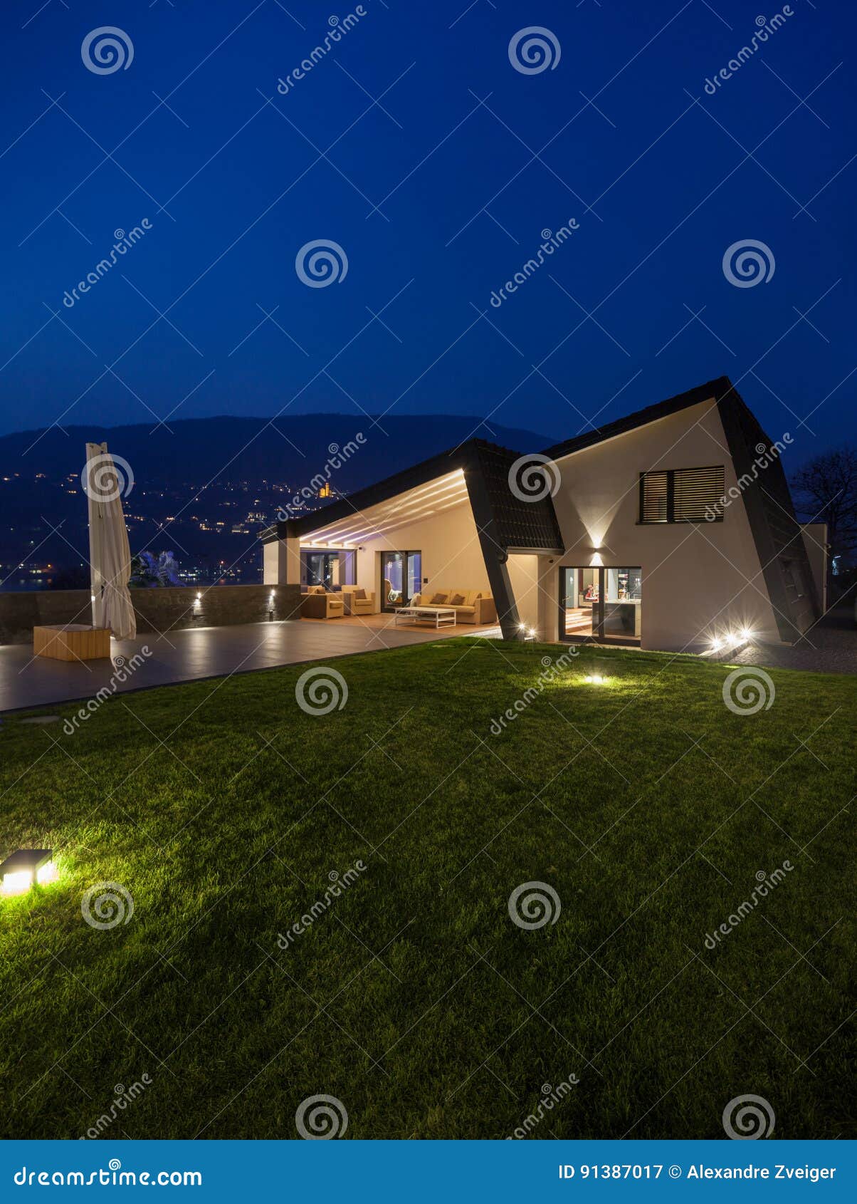 Modern house in the night stock image. Image of villa - 91387017