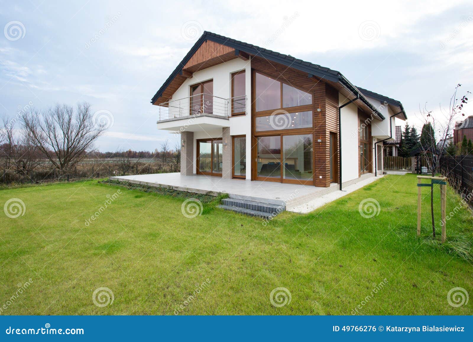 Modern House in the Suburbs Stock Photo - Image of design, home: 49766276