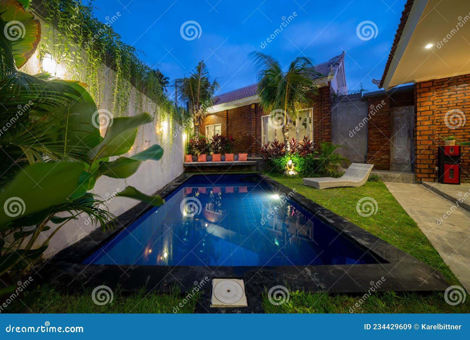 Modern House with Swimming Pool at Night Stock Image - Image of ...