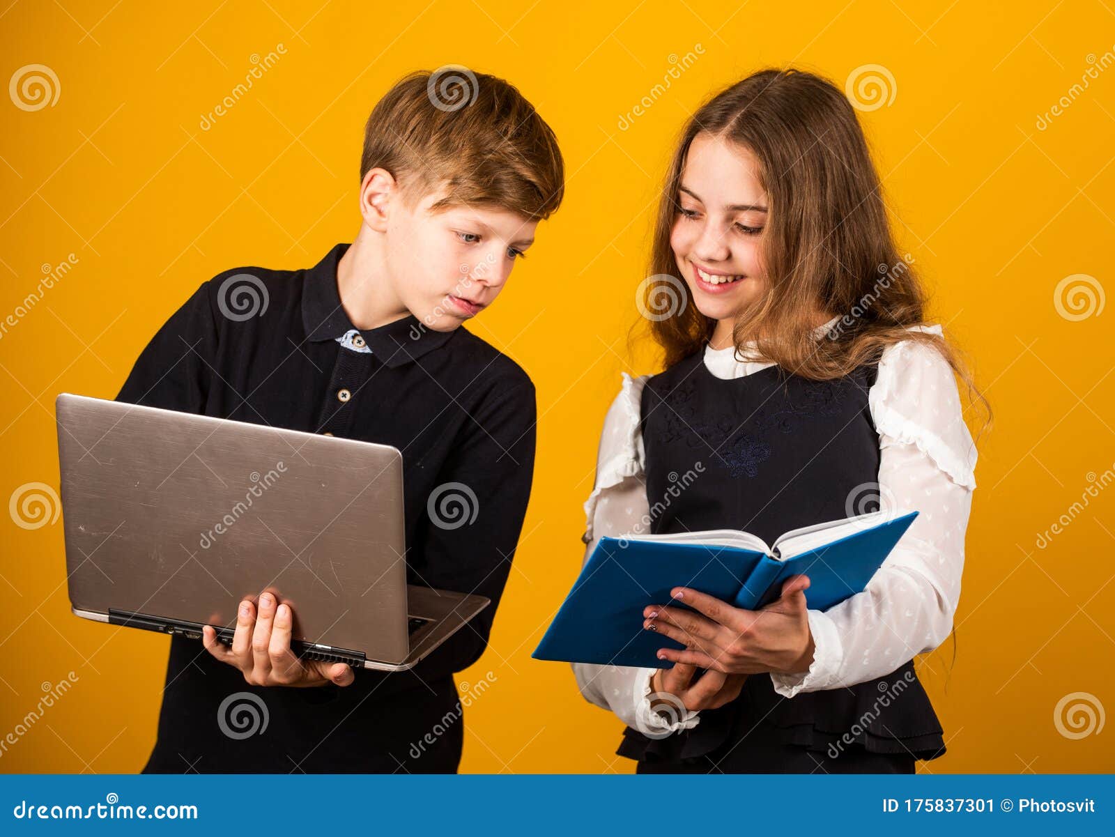 Kids Surfing The Web