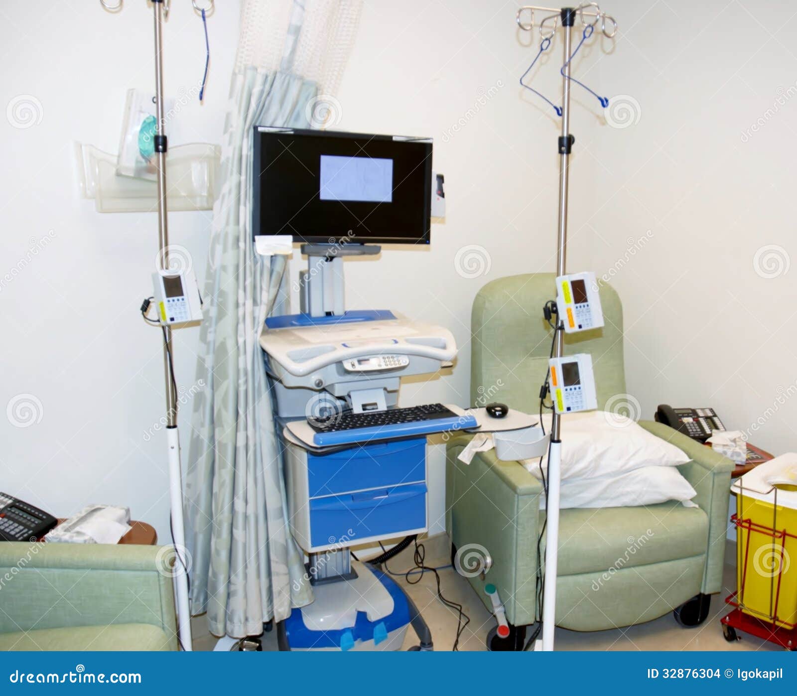 Modern infusion unit stock photo. Image of chemotherapy - 32876304
