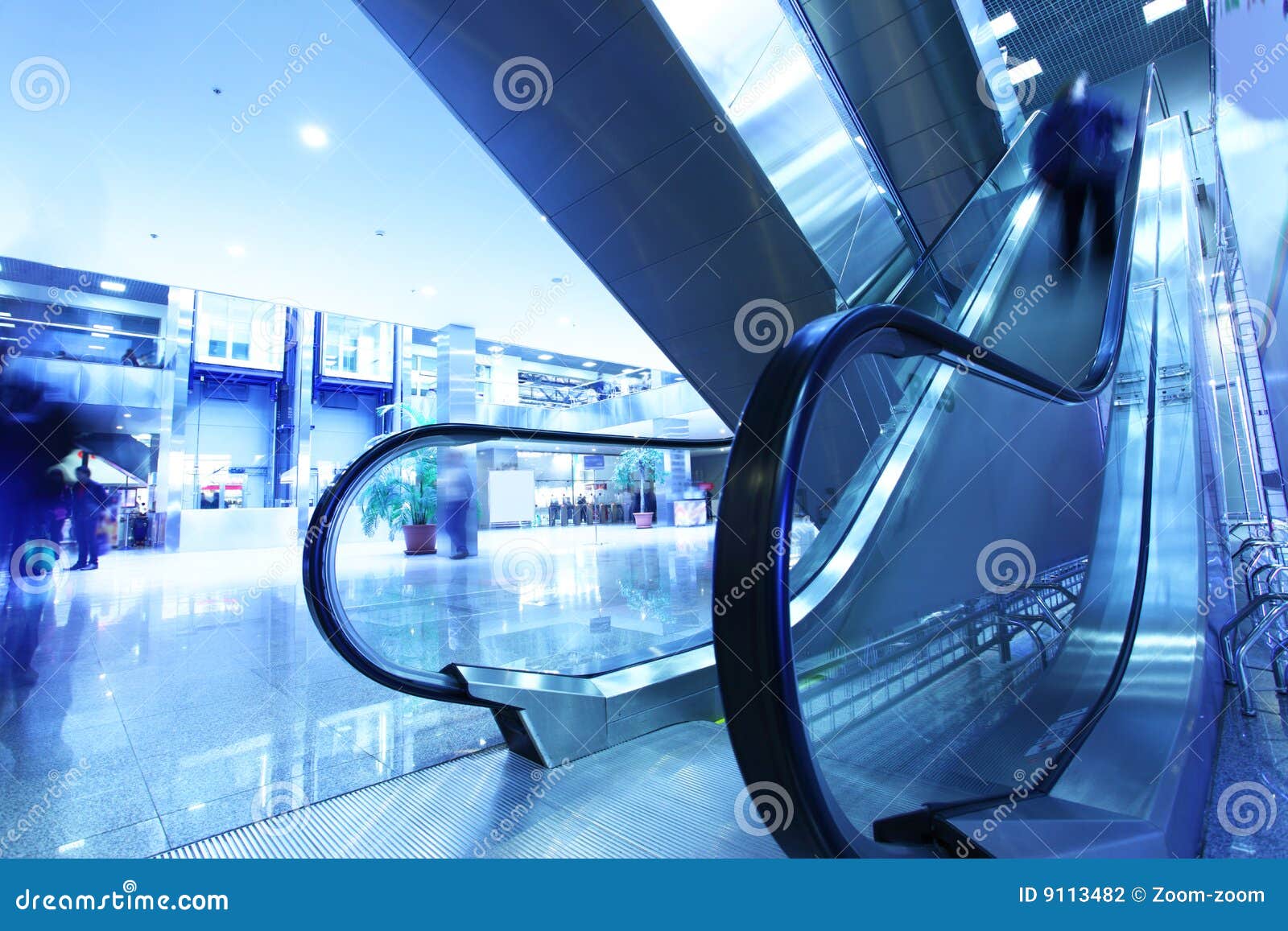 Modern Interior with Escalator Stock Photo - Image of lift, glass: 9113482