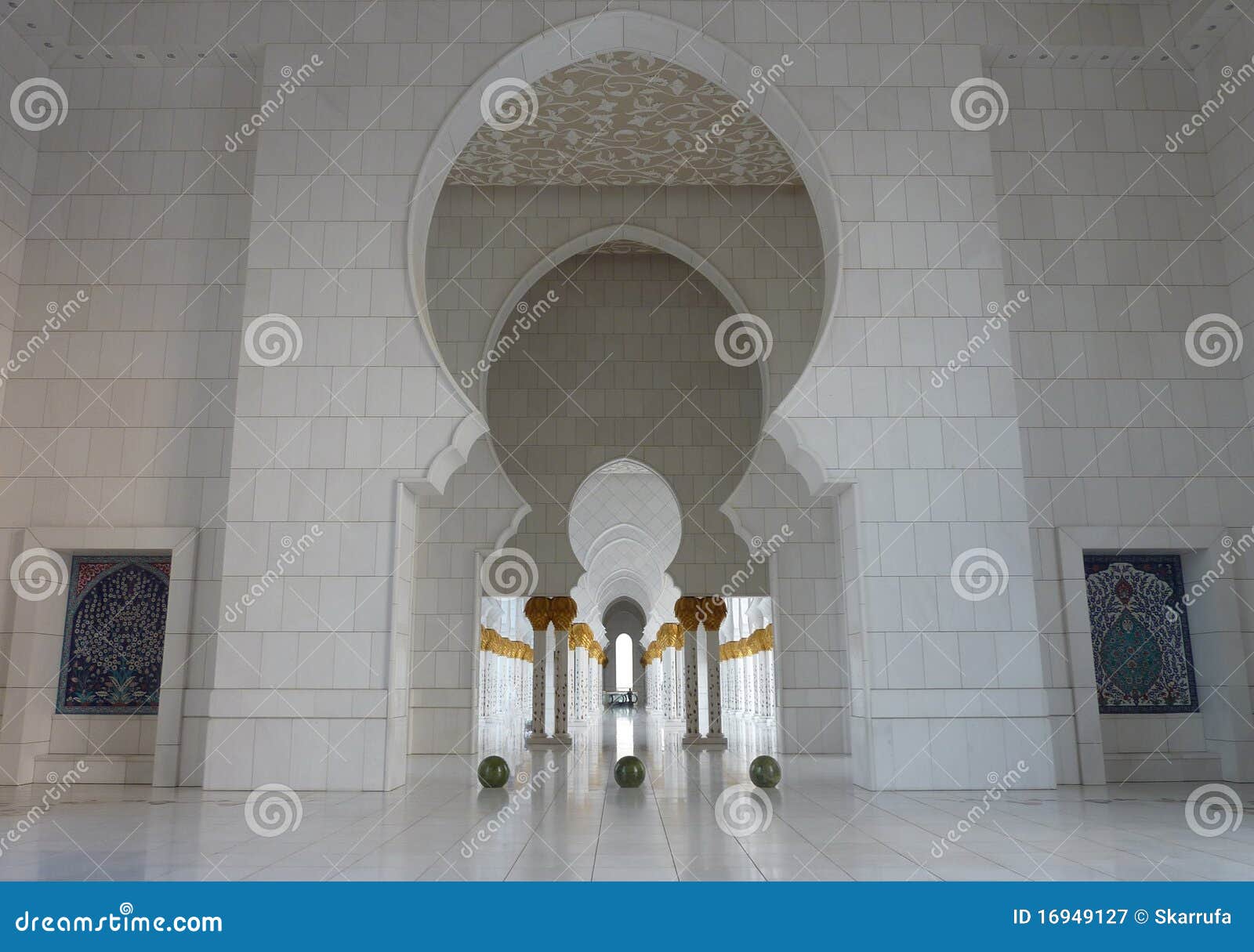 Modern islamic arcade stock image. Image of destination - 16949127
