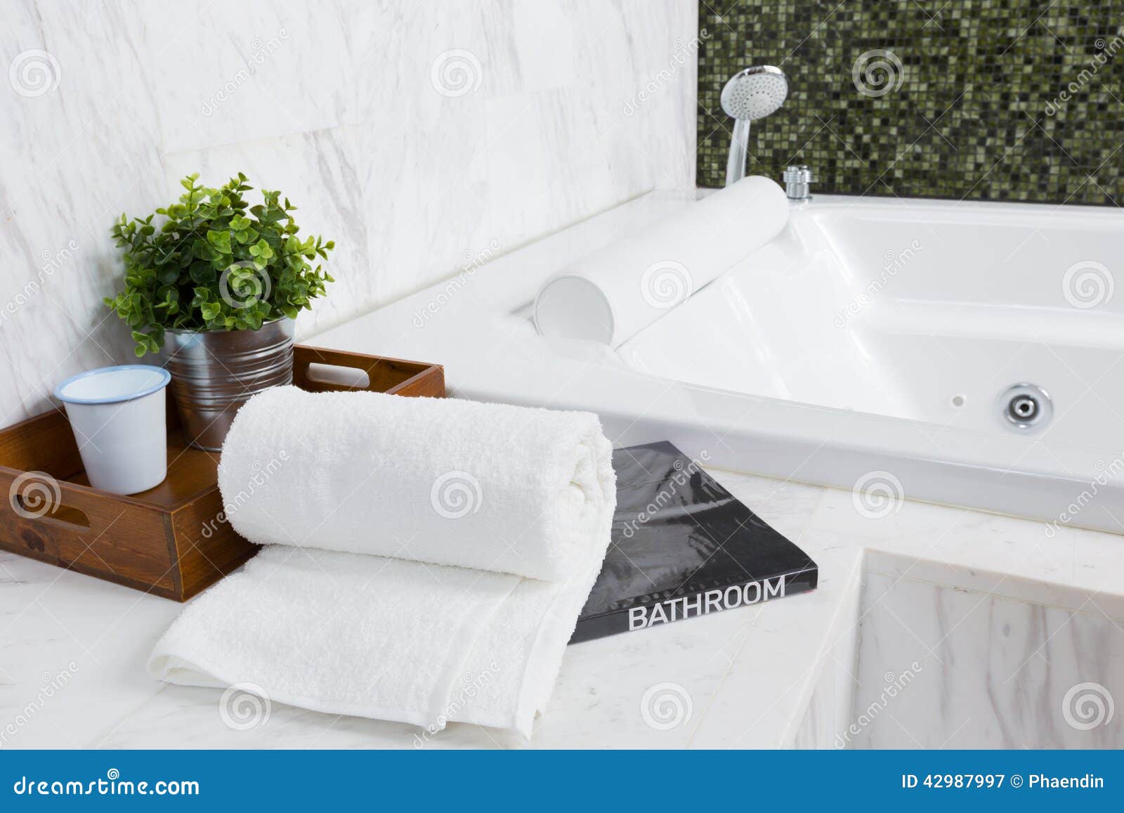 Modern jacuzzi bathtub stock image. Image of contemporary - 42987997