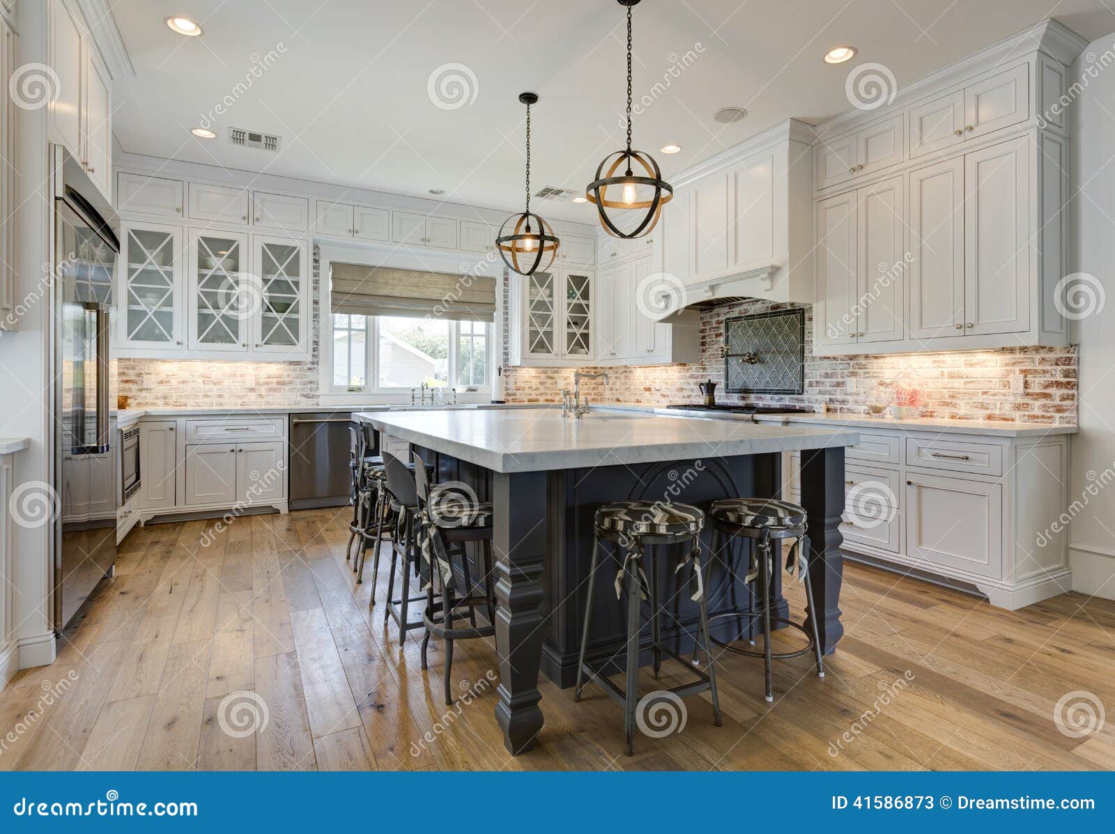 Modern Kitchen stock image. Image of indoors, elegant - 41586873