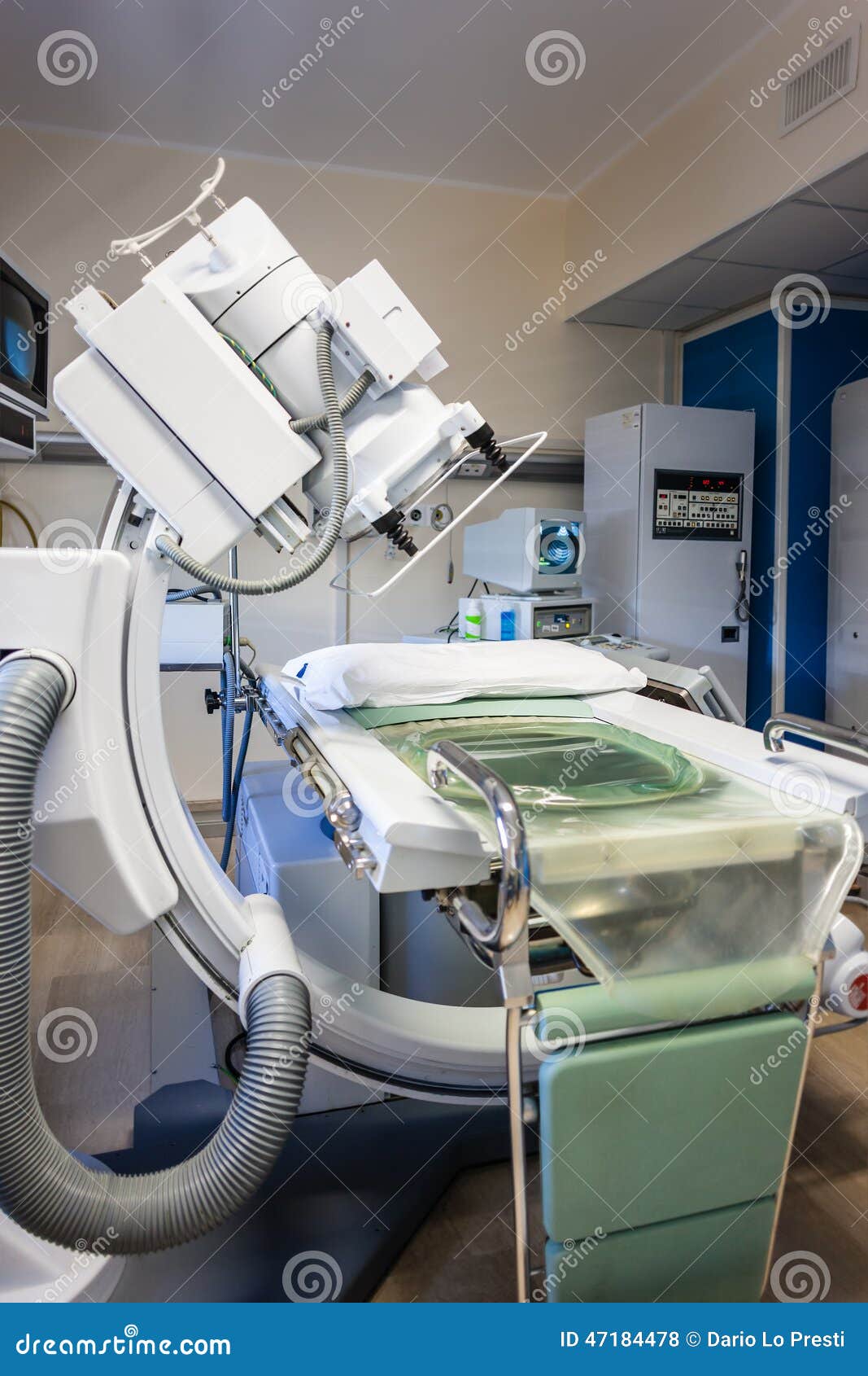 Modern lithotriptor stock photo. Image of closeup, medicine - 47184478