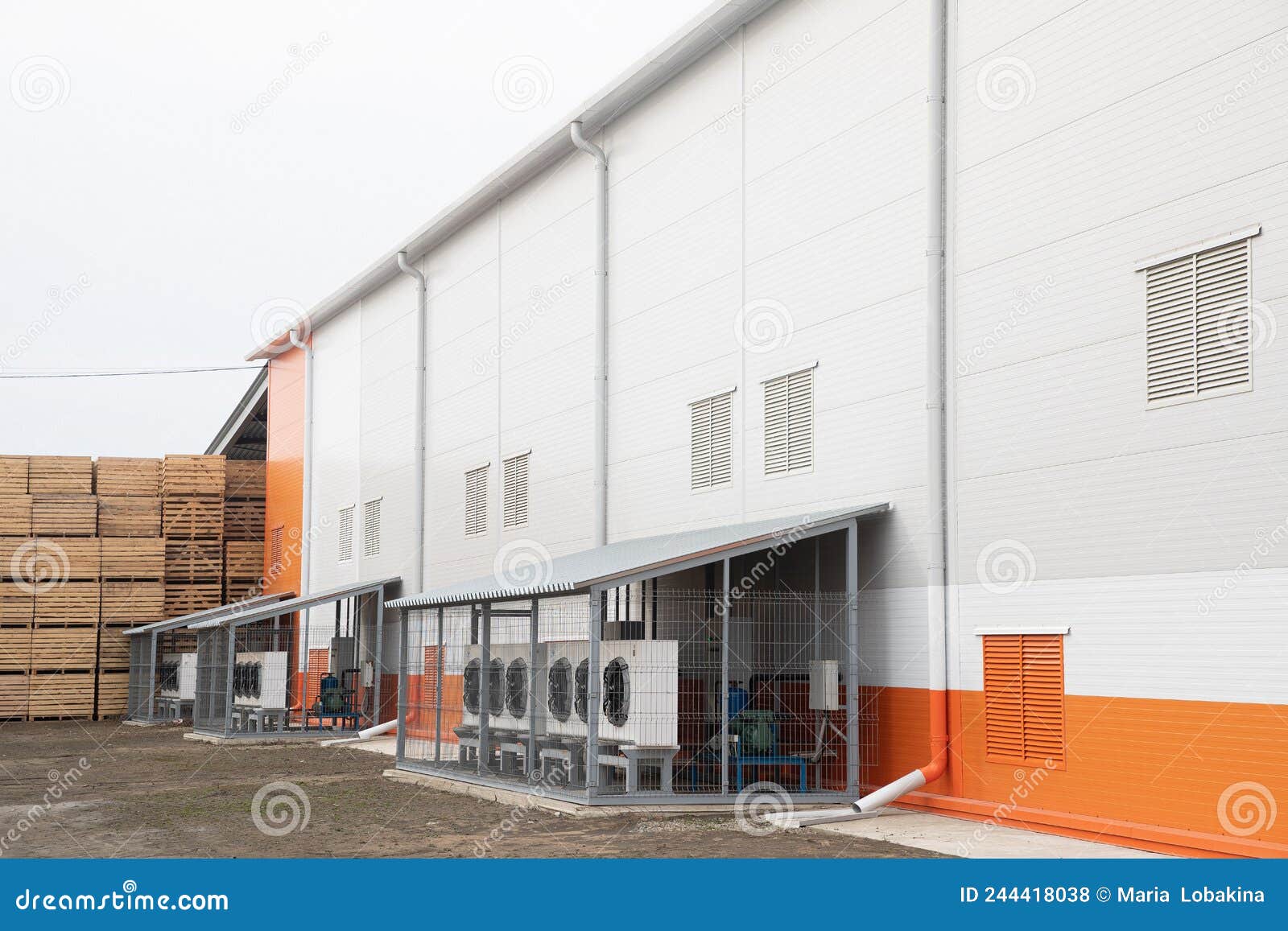 Modern Logistics Center Platform for One-time Storage Stock Photo ...