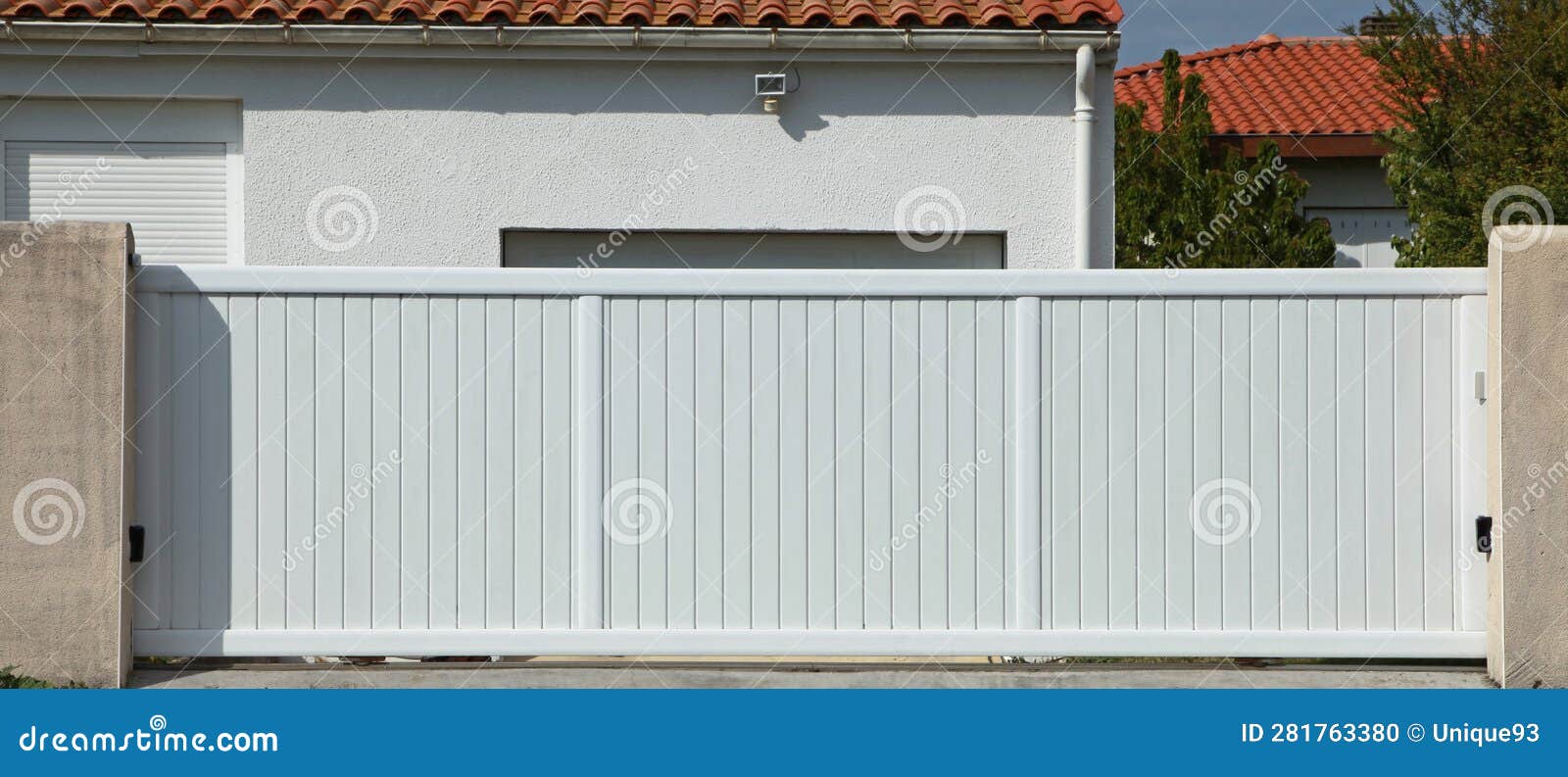 Modern-looking White Aluminium Gate Stock Photo - Image of ornament ...