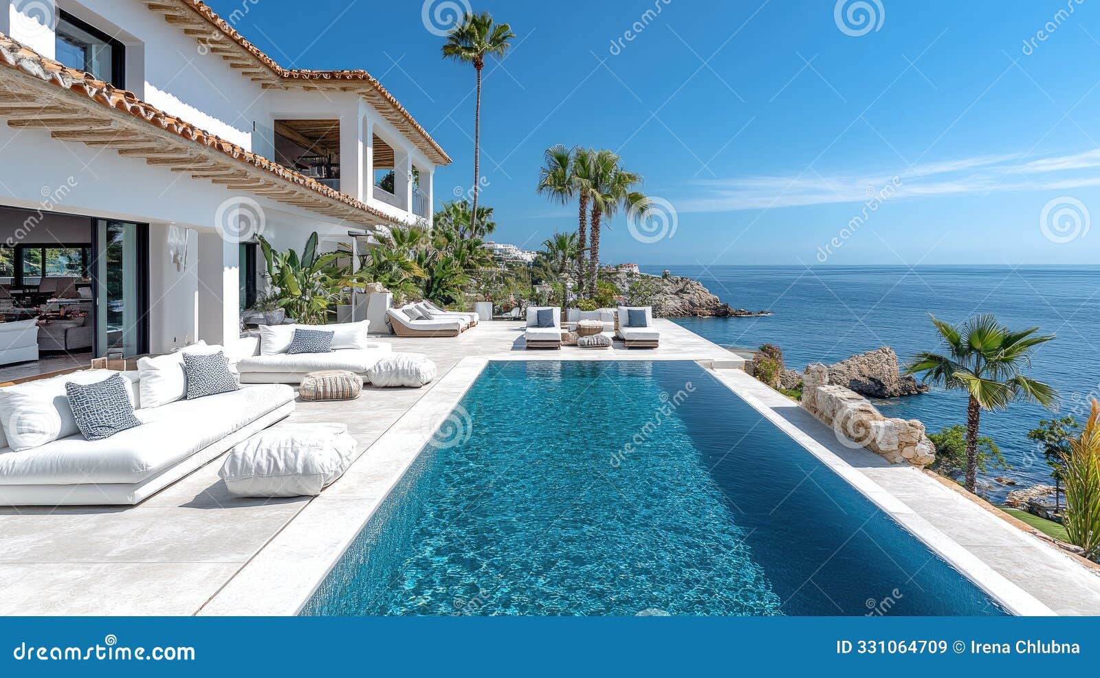 Modern Luxury Villa with Infinity Pool Overlooking Ocean Stock ...