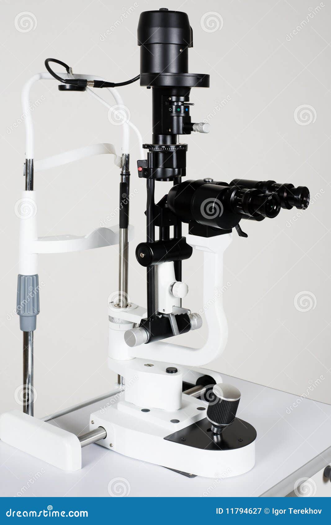 Modern microscope stock image. Image of discovery, microbiology - 11794627