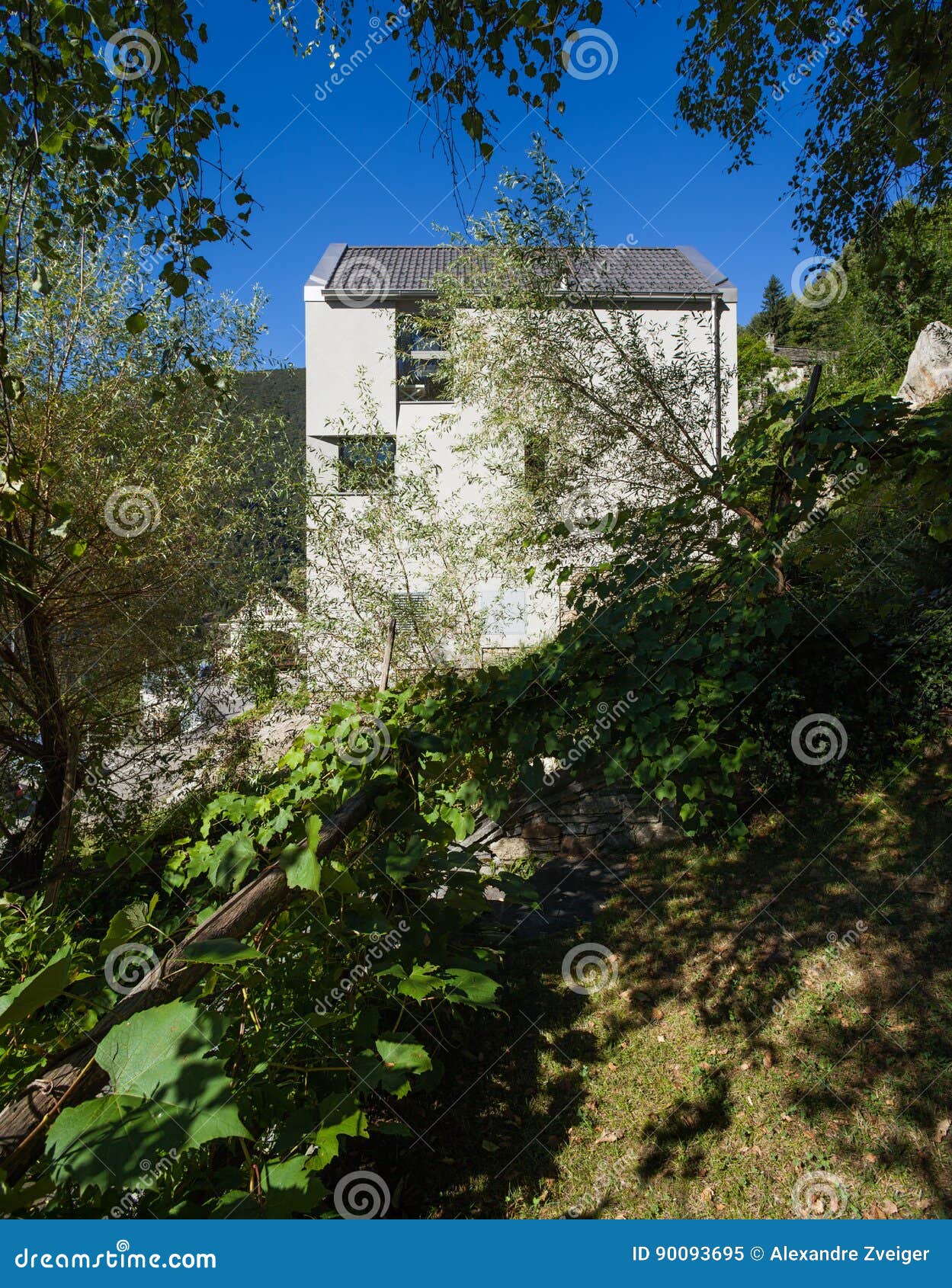 Modern Minimal House on the Hill Stock Image - Image of home, real ...