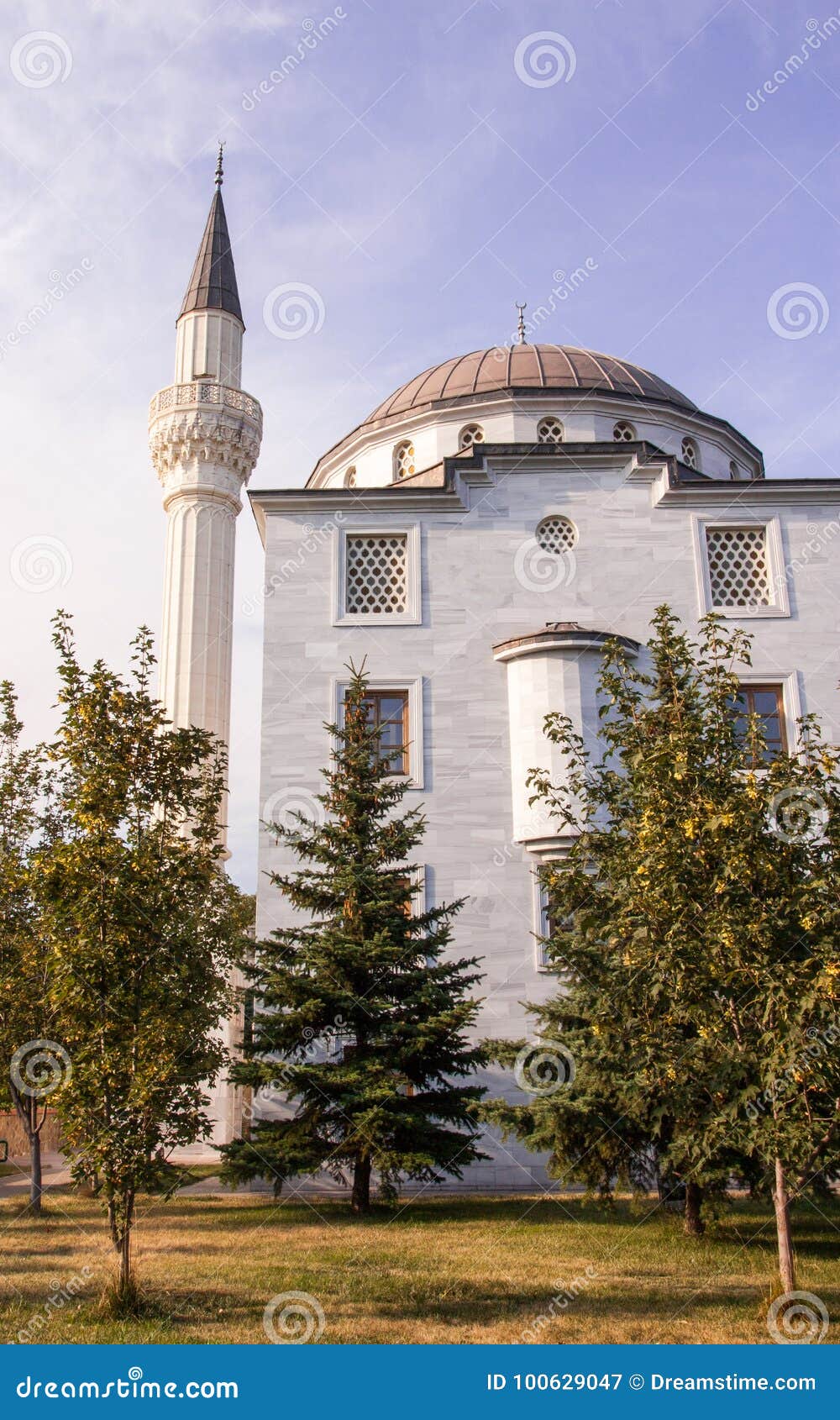 Modern mosque in the park stock image. Image of modern - 100629047