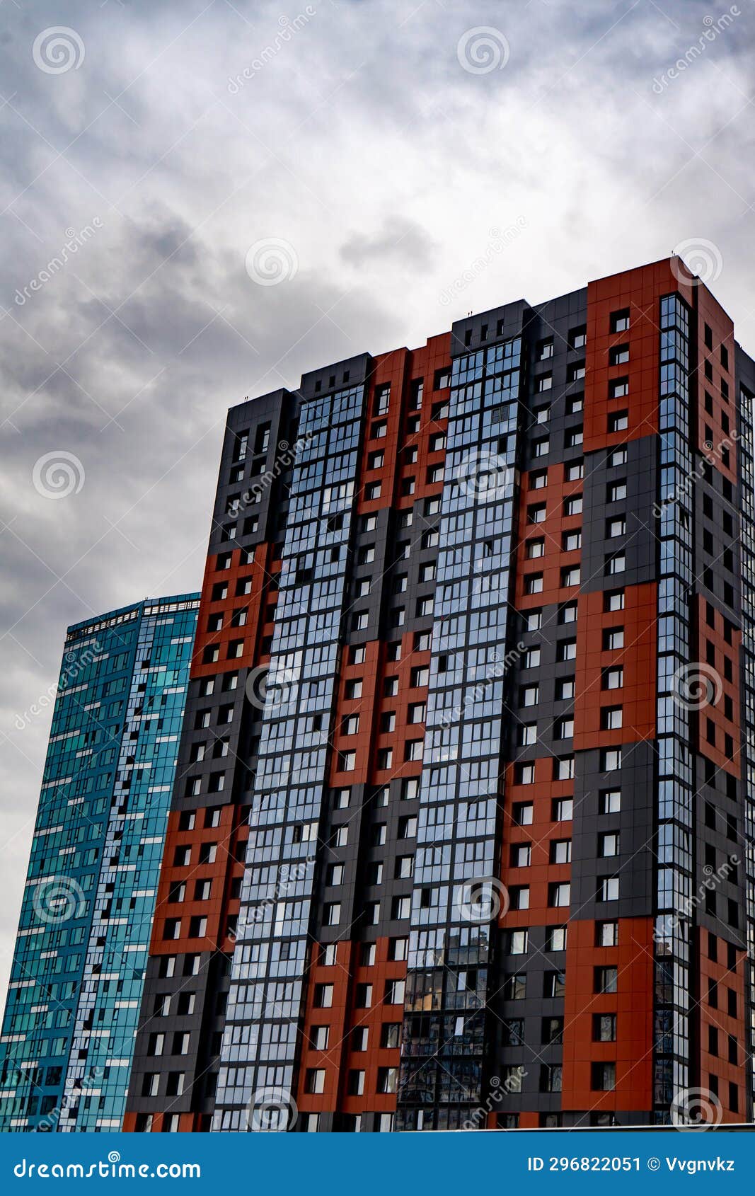 Modern Multi-storey Building on the Background of the Cloudy Sky Stock ...