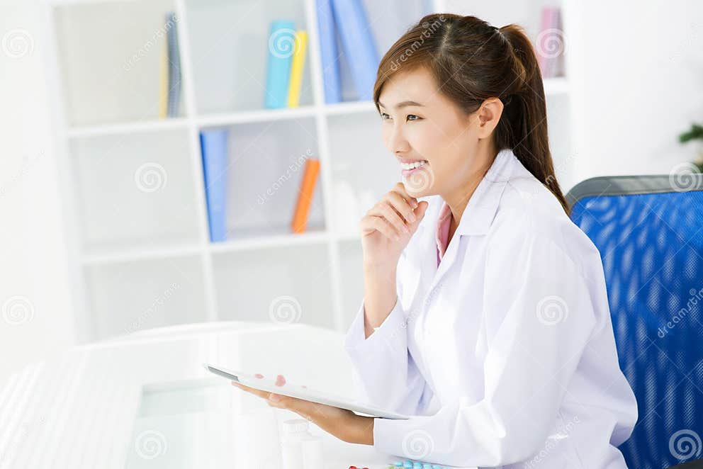 Modern nurse stock image. Image of nurse, healthy, electronic - 27752069
