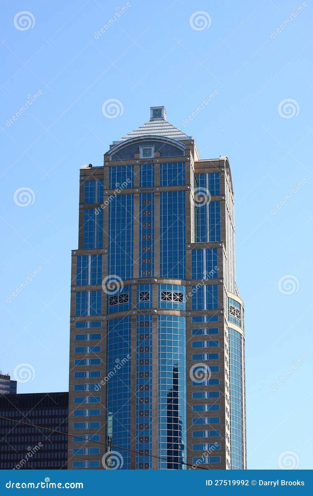 Modern Office Tower in Seattle Stock Photo - Image of urban, blue: 27519992