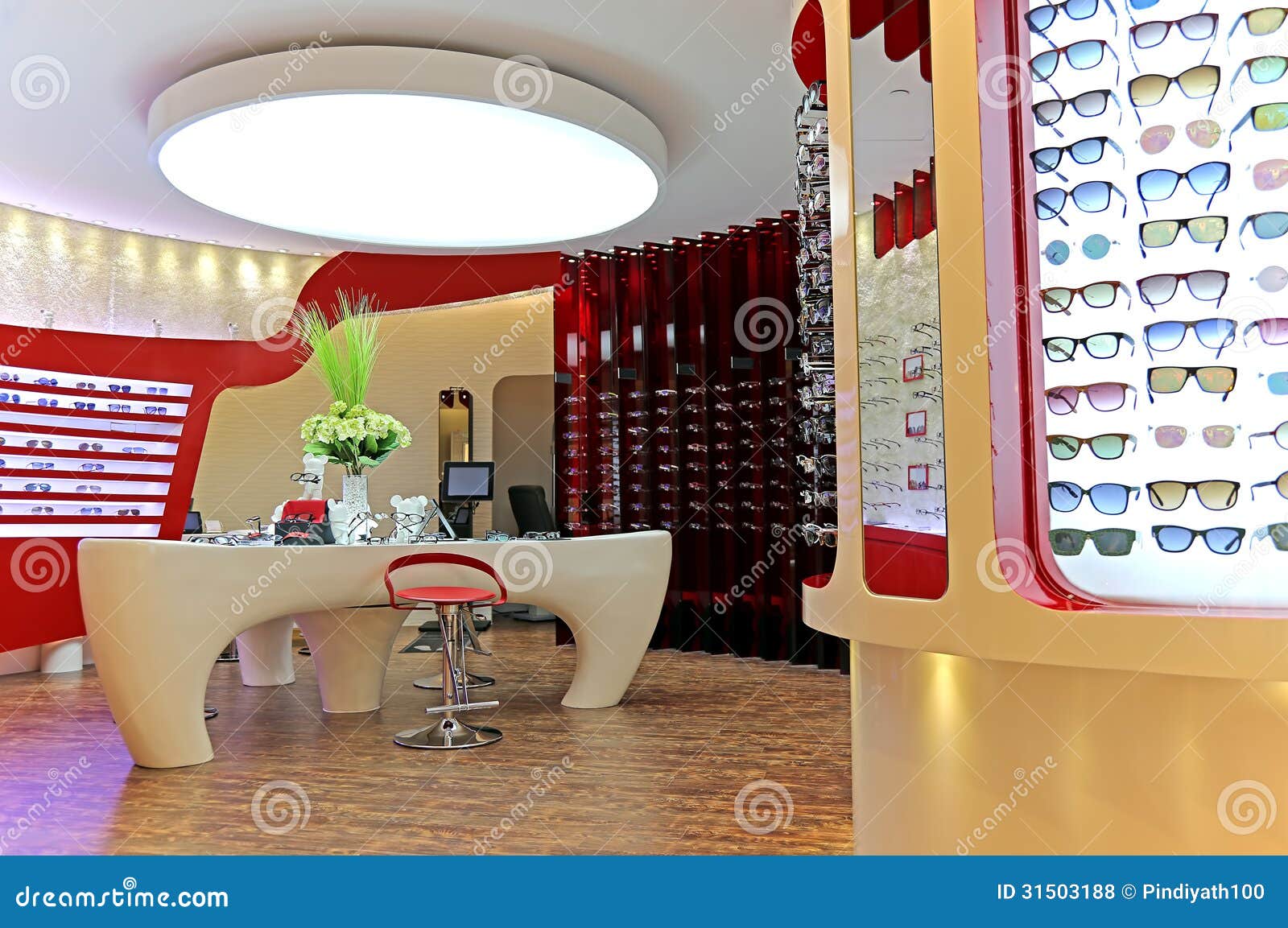 Modern optician salon editorial stock photo. Image of equipments - 31503188