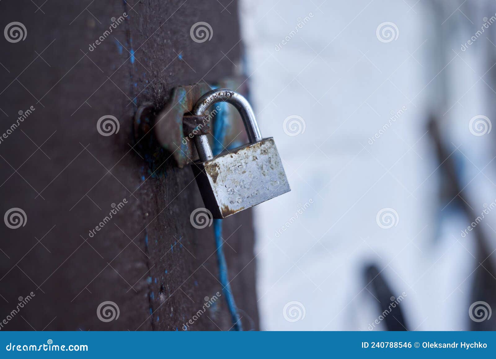 Modern Padlock Hanging on the Door Stock Photo - Image of keyring, safe ...