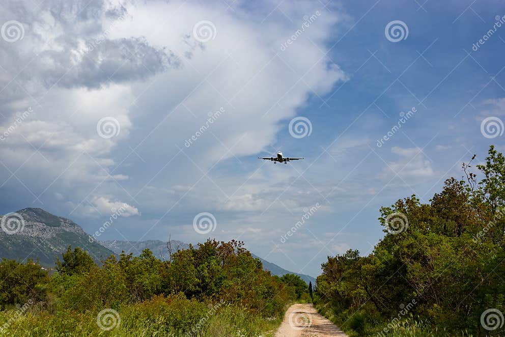 Modern Passenger Plane Coming in for Landing Stock Image - Image of ...